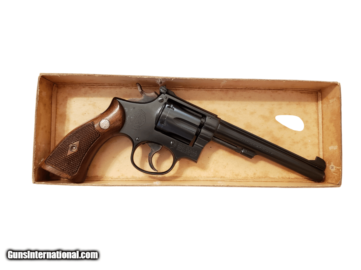 S&W K-22 MASTERPIECE WITH ORIGINAL BOX
