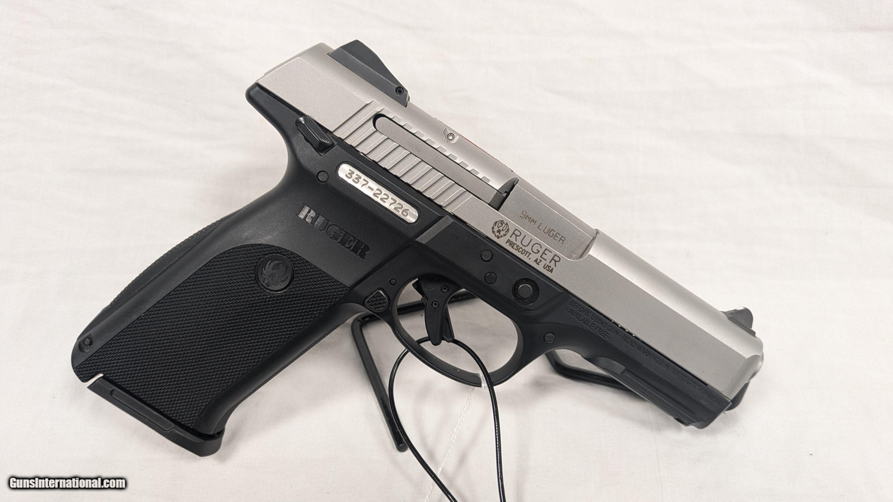 USED RUGER SR9 9MM