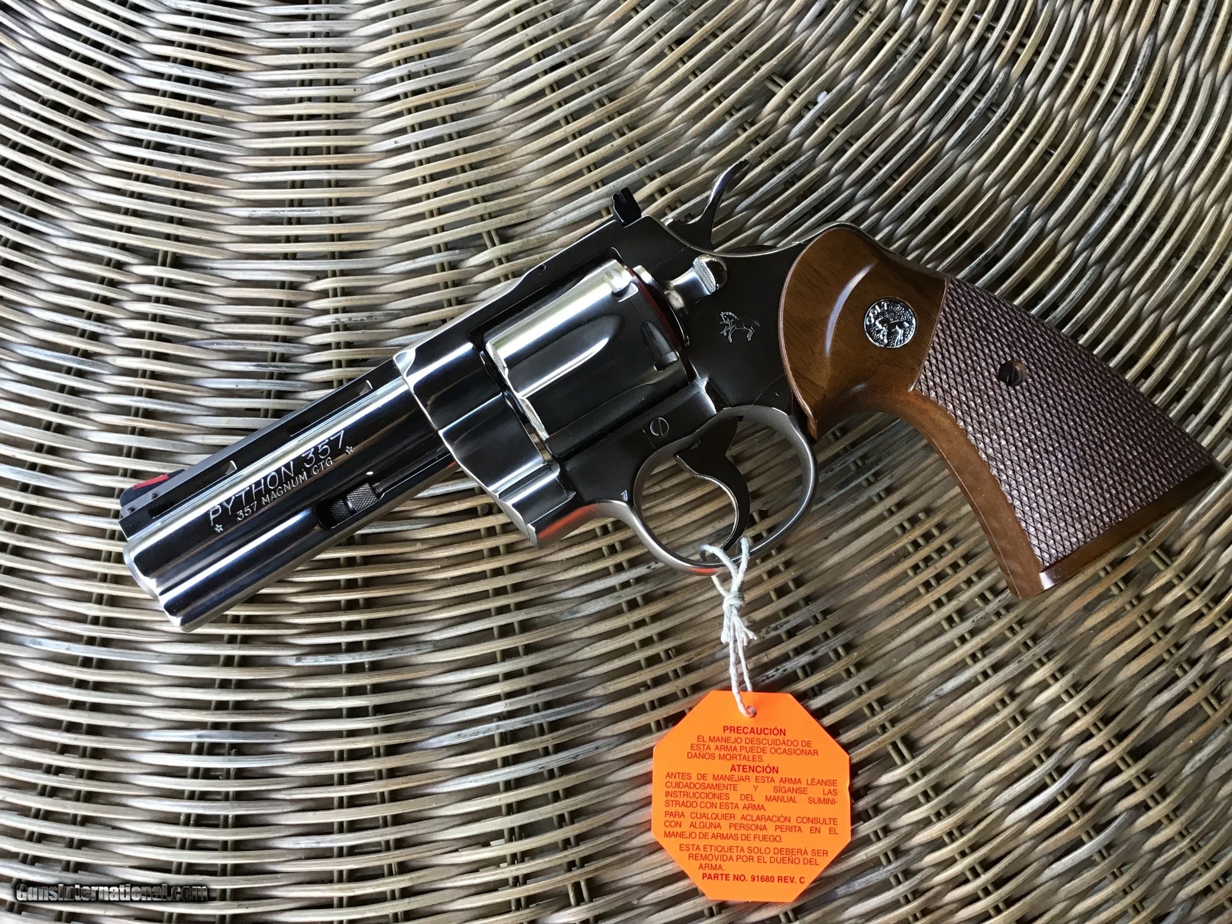 COLT PYTHON 357 MAGNUM 4" BRIGHT NICKEL, MFG. 1981, LIKE NEW IN THE BOX