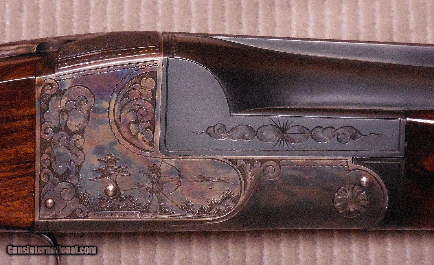 ITHACA 4E SINGLE TRAP GUN, 12 GA.