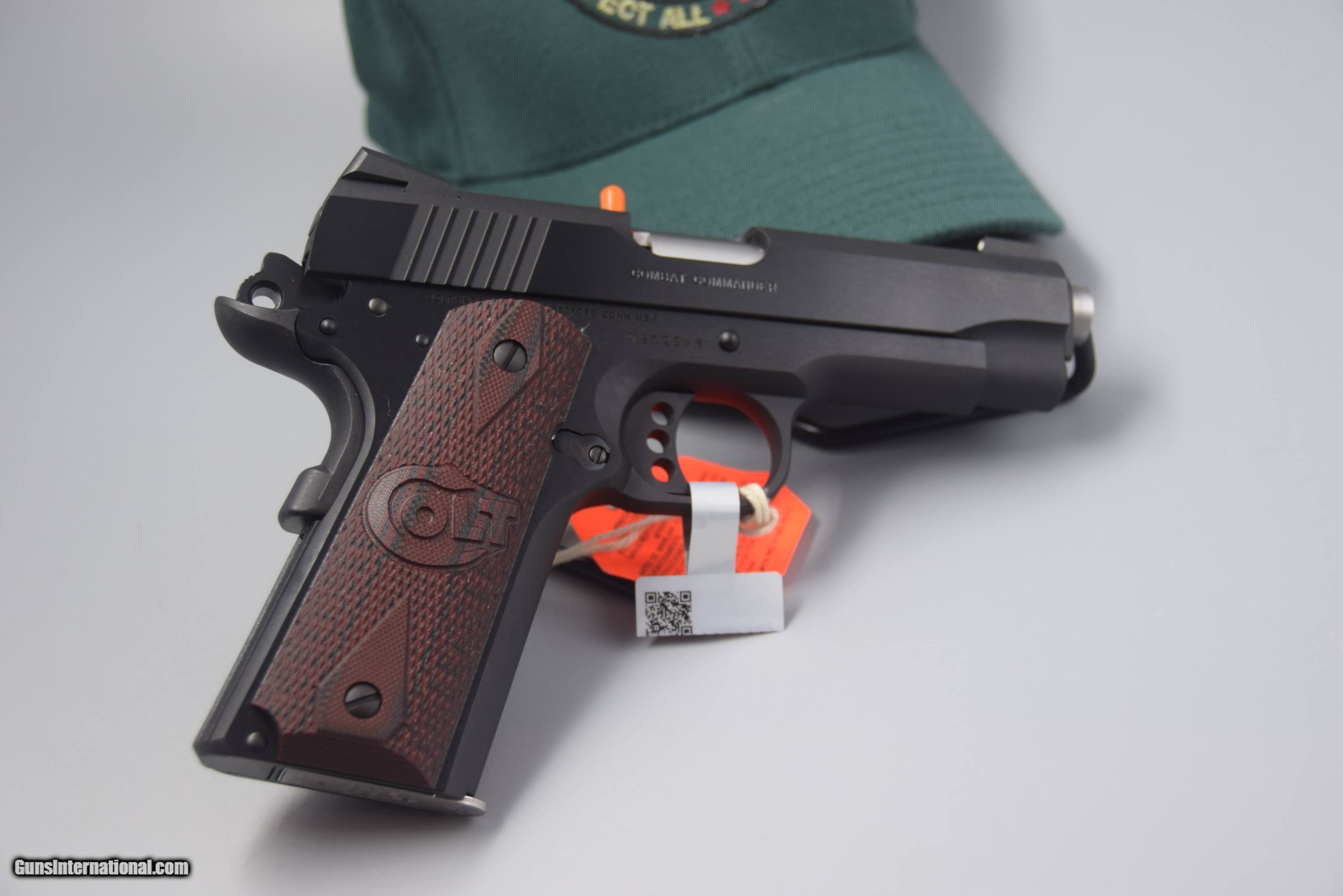 COLT 1911 COMBAT COMMANDER IN .45 ACP