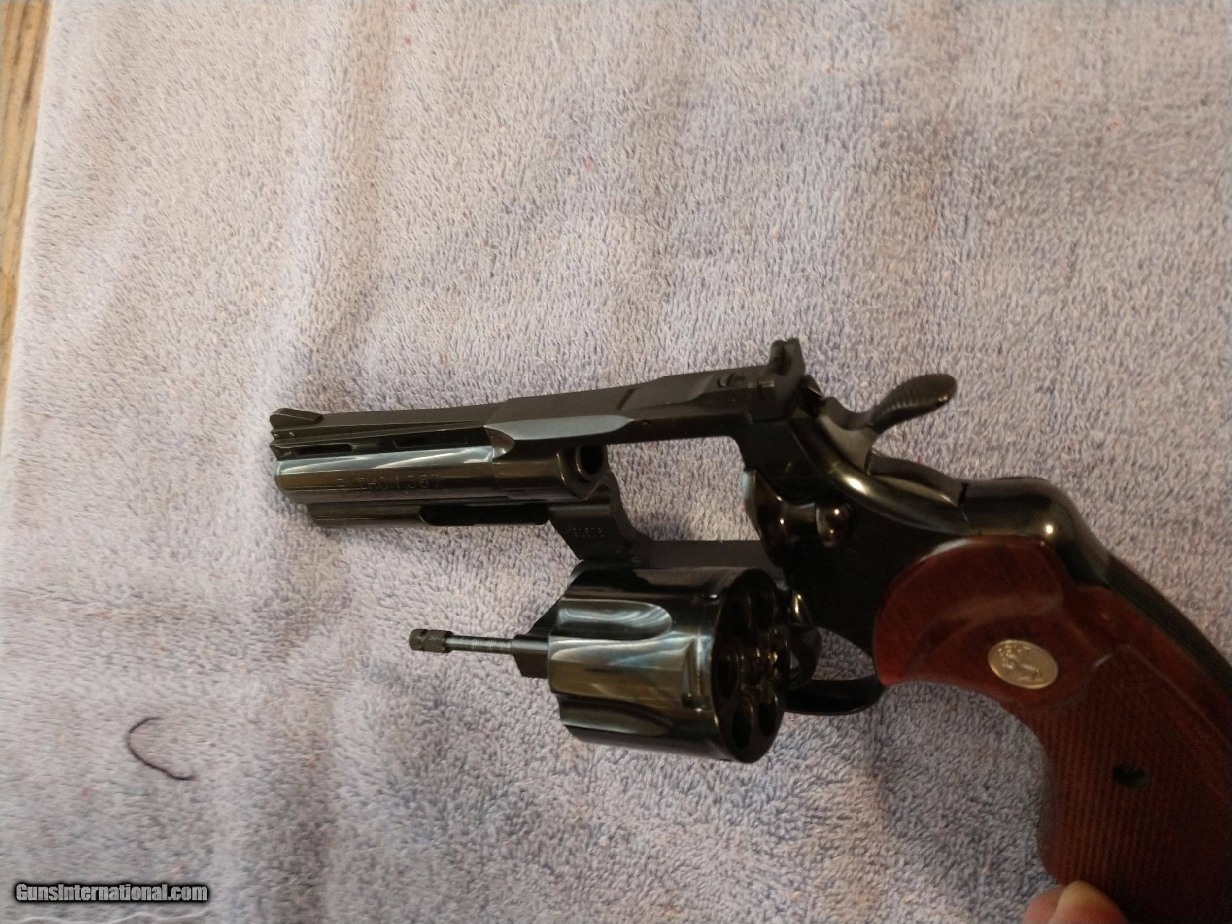 COLT PYTHON 1969 Vintage