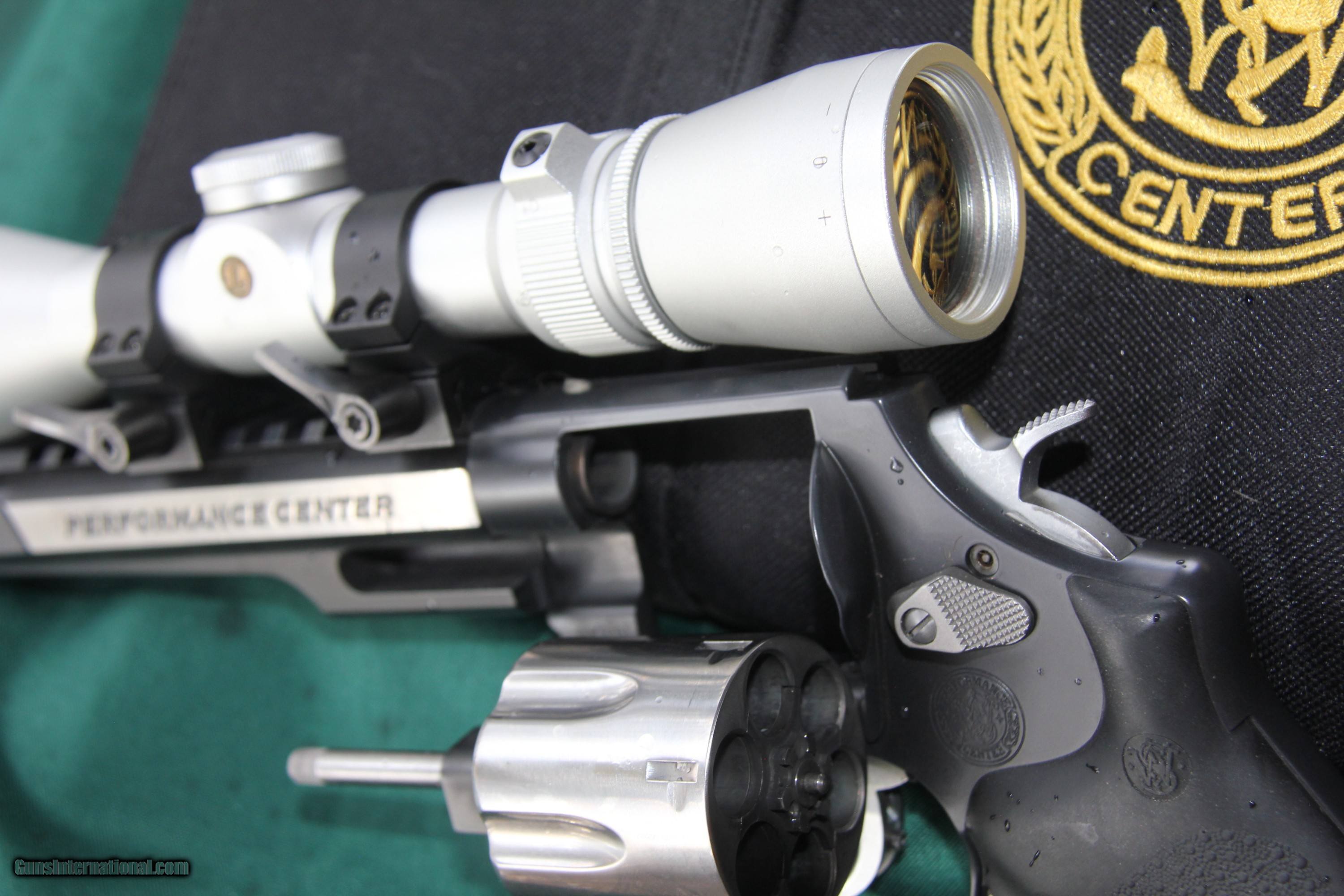 Smith & Wesson Performance Center 44 Magnum Hunter Model 629 7 1/2