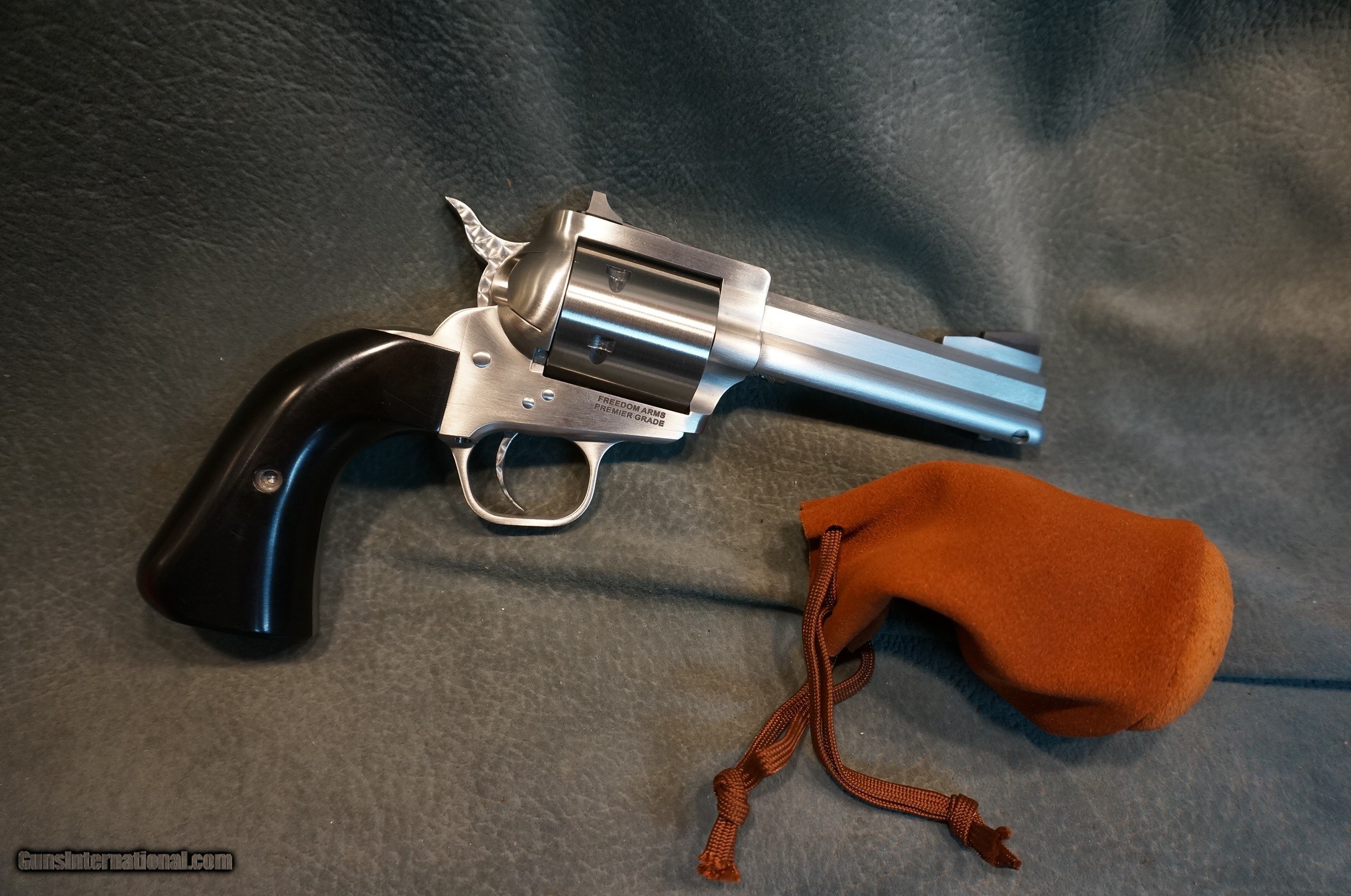 Freedom Arms 1997 22LR/22Mag 4 1/4" Octagon Barrel Deluxe NIB