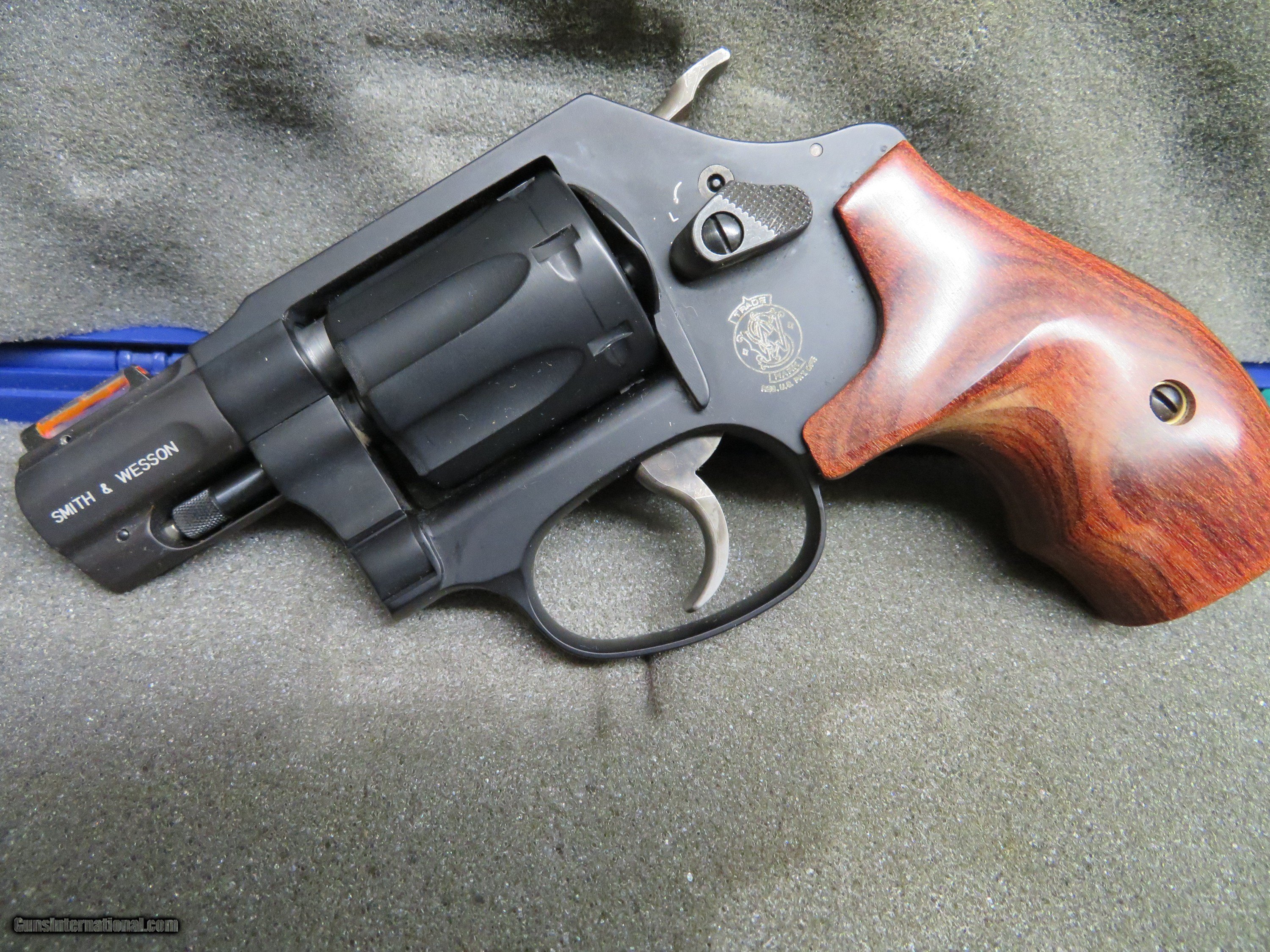 SMITH & WESSON-AIRLITE PD-.22 M.R.F.