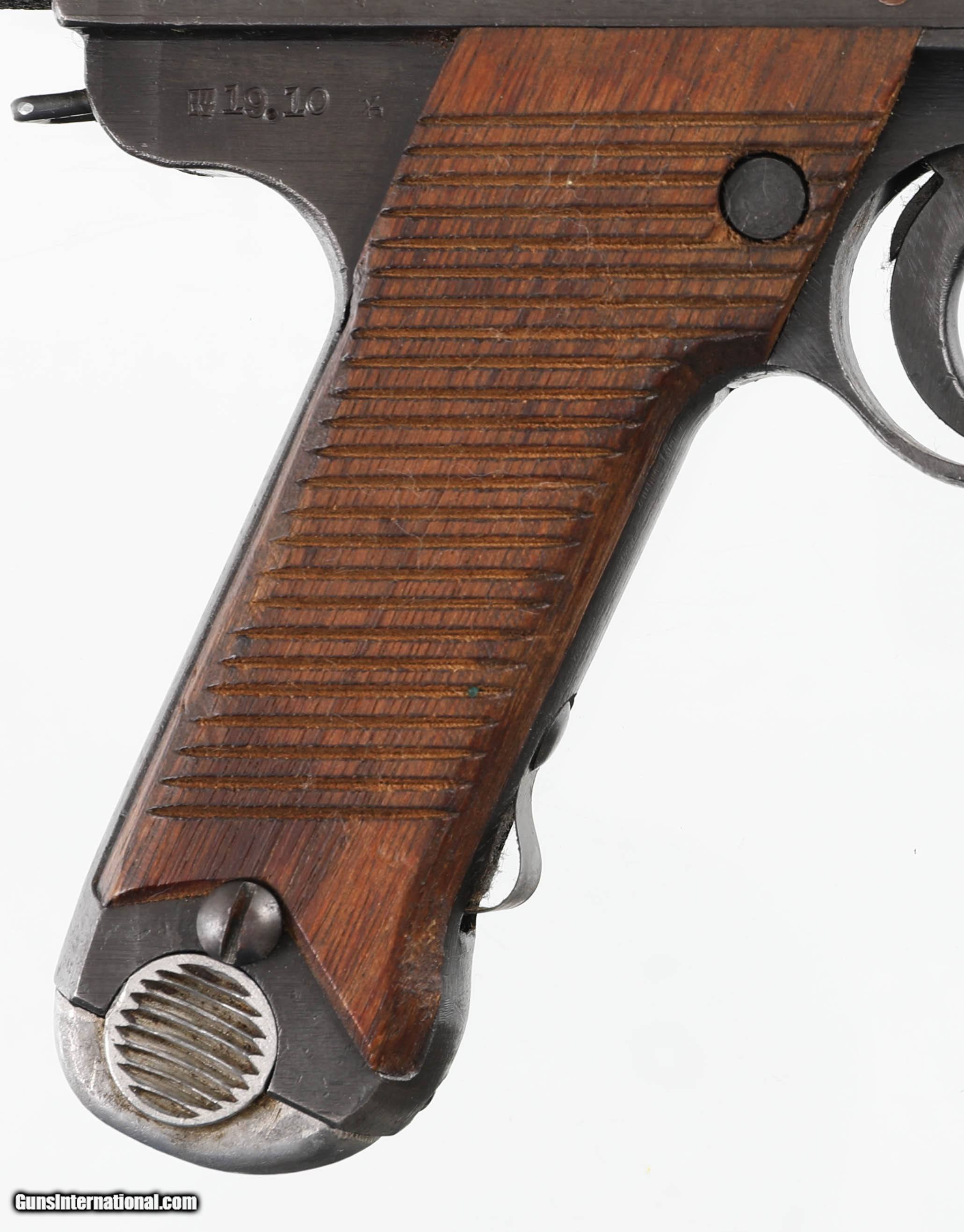 NAGOYA NAMBU TYPE 14 8MM PISTOL (1944 YEAR MODEL)