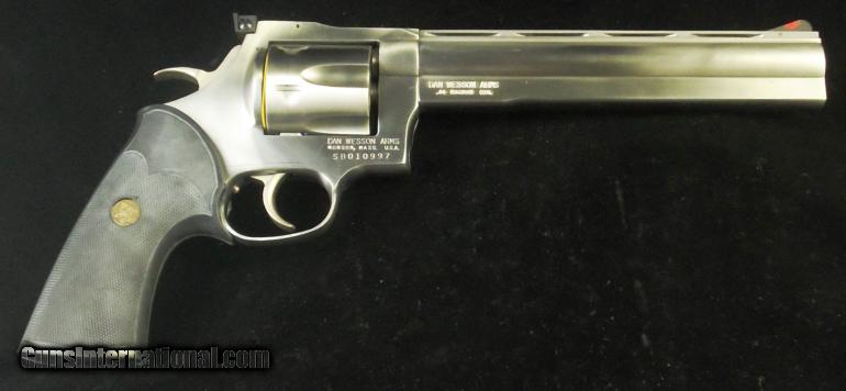 Dan Wesson 744 VH Stainless Pistol Pack 6