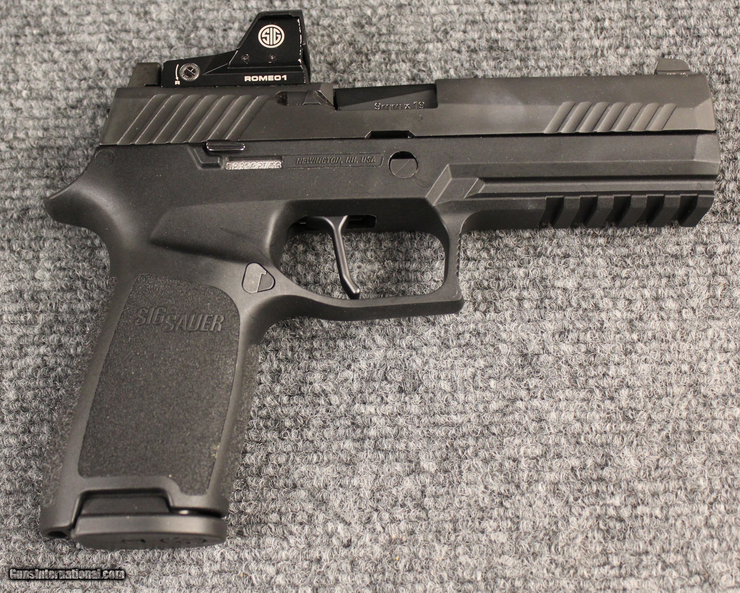 Sig Sauer P320 RX, Romeo Sight and Modular Grip System 9mm