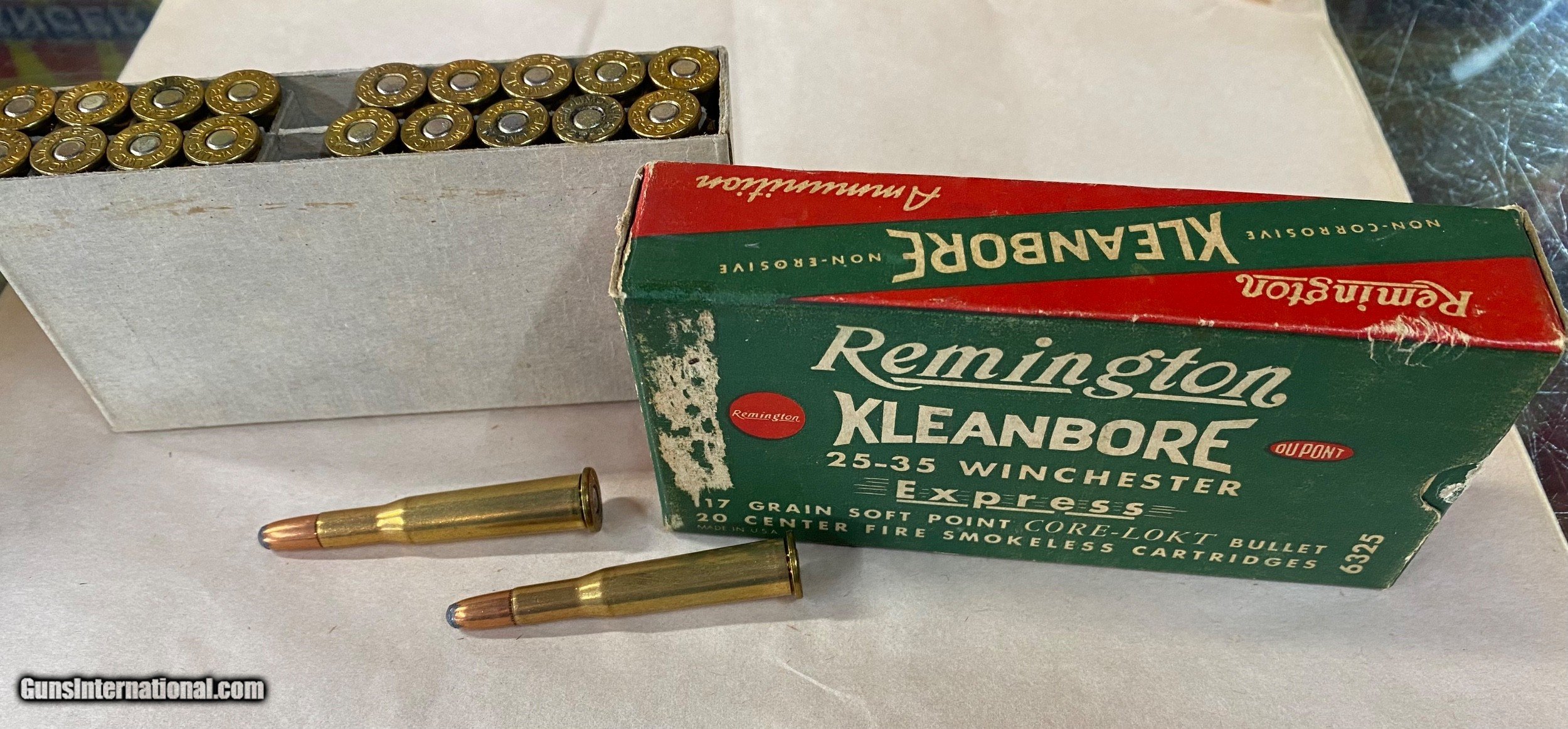Vintage Remington Kleanbore 25-35 Winchester cartridges