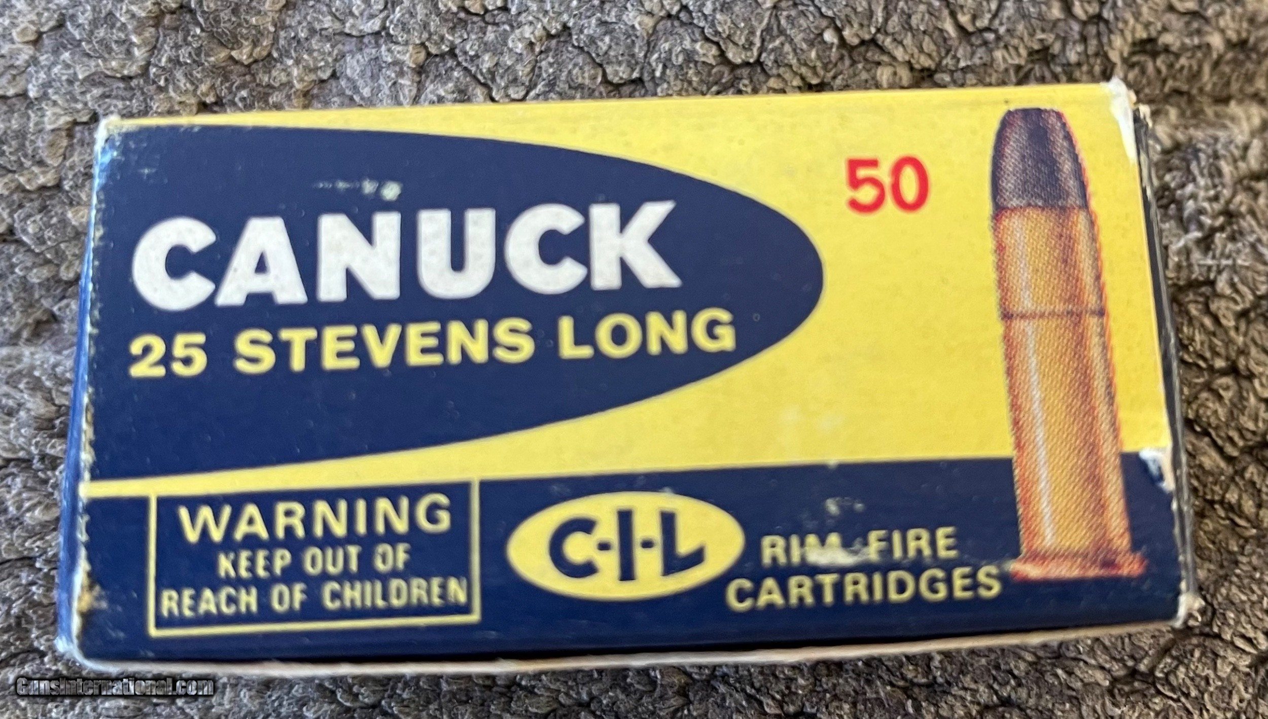 1 Vintage box of 50 rounds CANUCK 25 Rimfire .25 Stevens Long discontinued