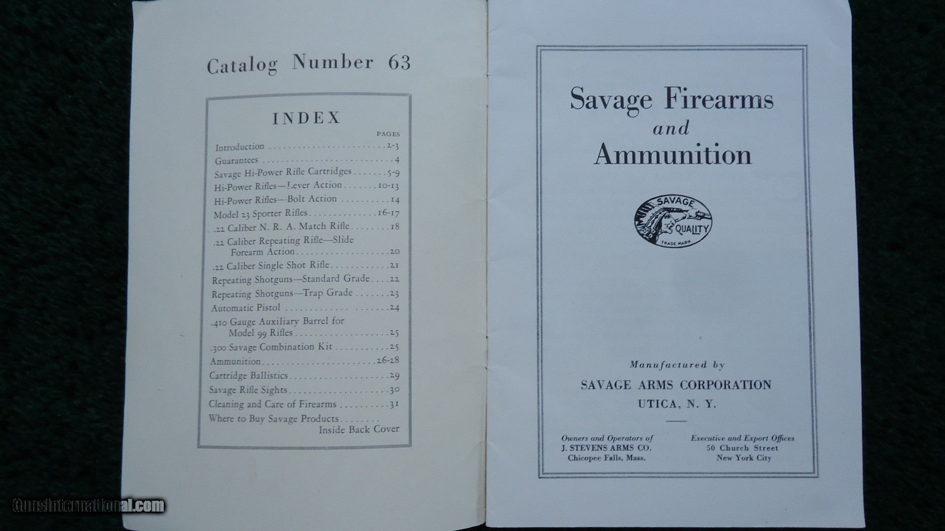 COLLECTION OF VINTAGE SAVAGE ARMS COMPANY CATALOGUES AND PAMPHLETS
