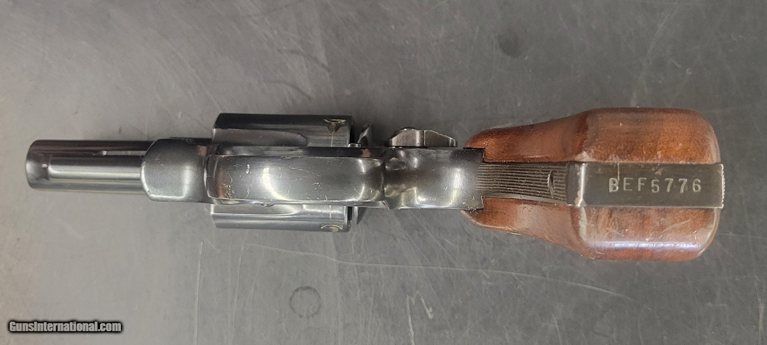 Smith & Wesson model 19-6 Double Action Revolver 2 1/2" Barrel