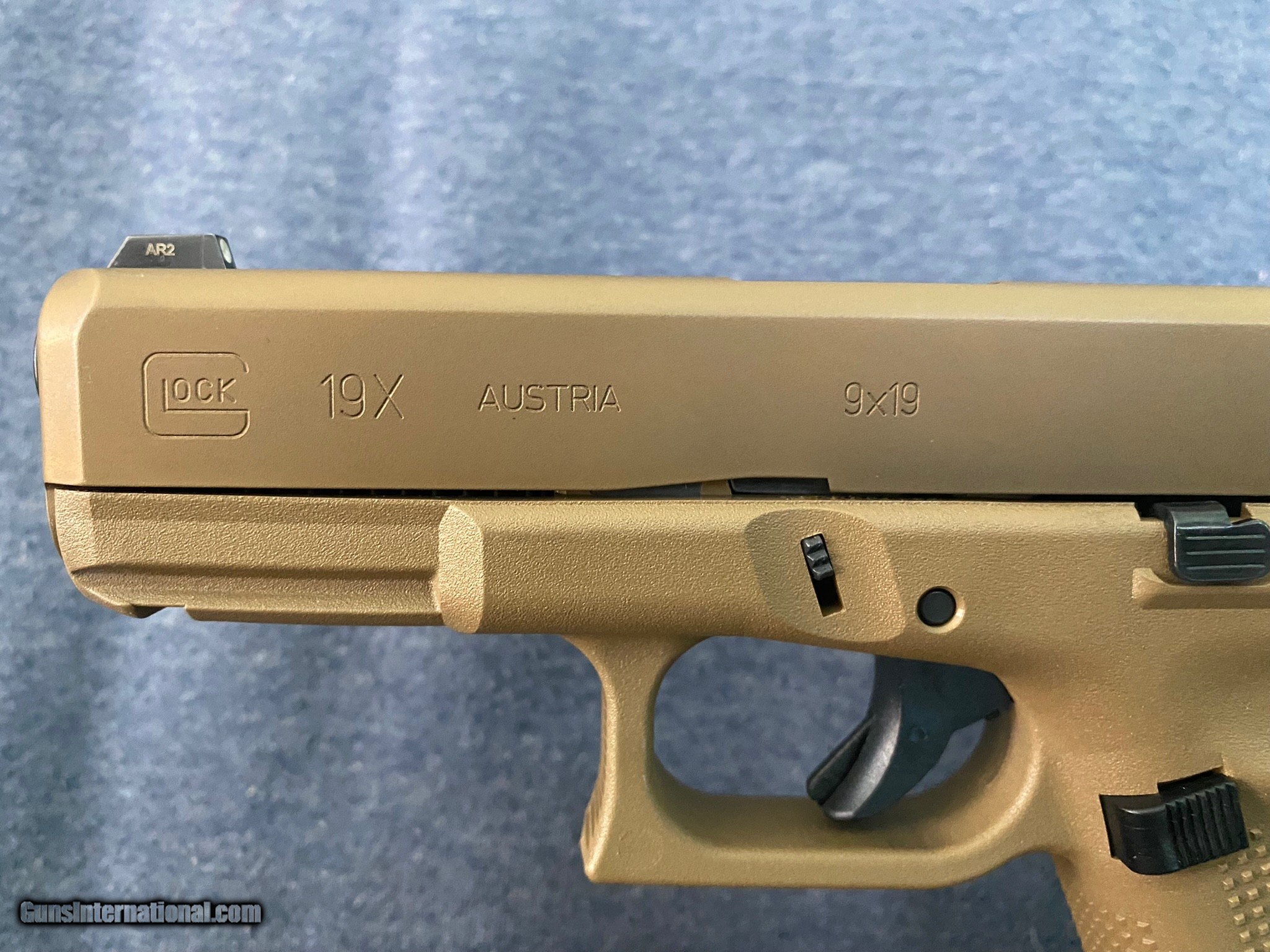 Almost brand new Glock 19X in FDE color in box with all extras