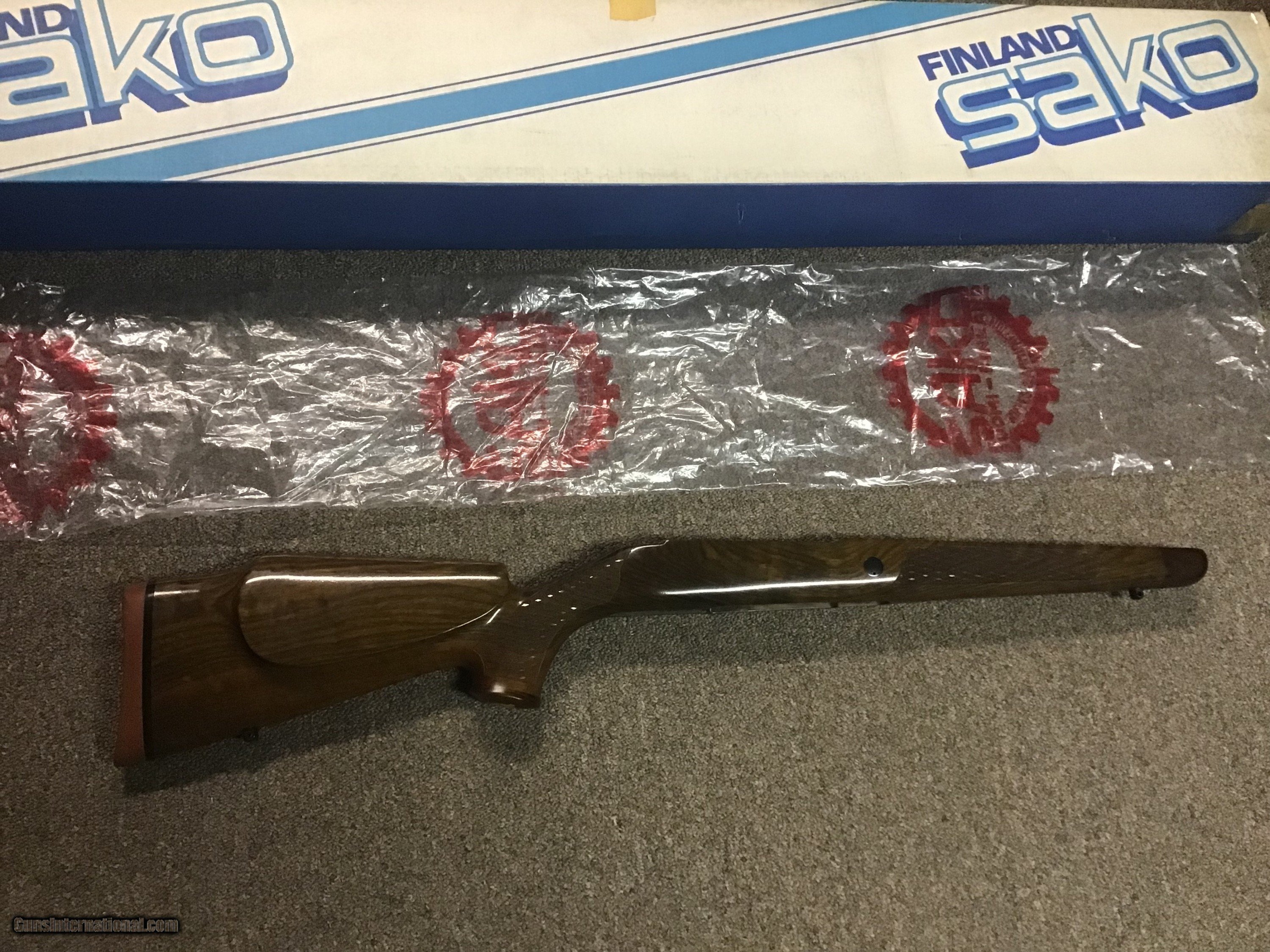 Sako AV Left Hand Deluxe Stock