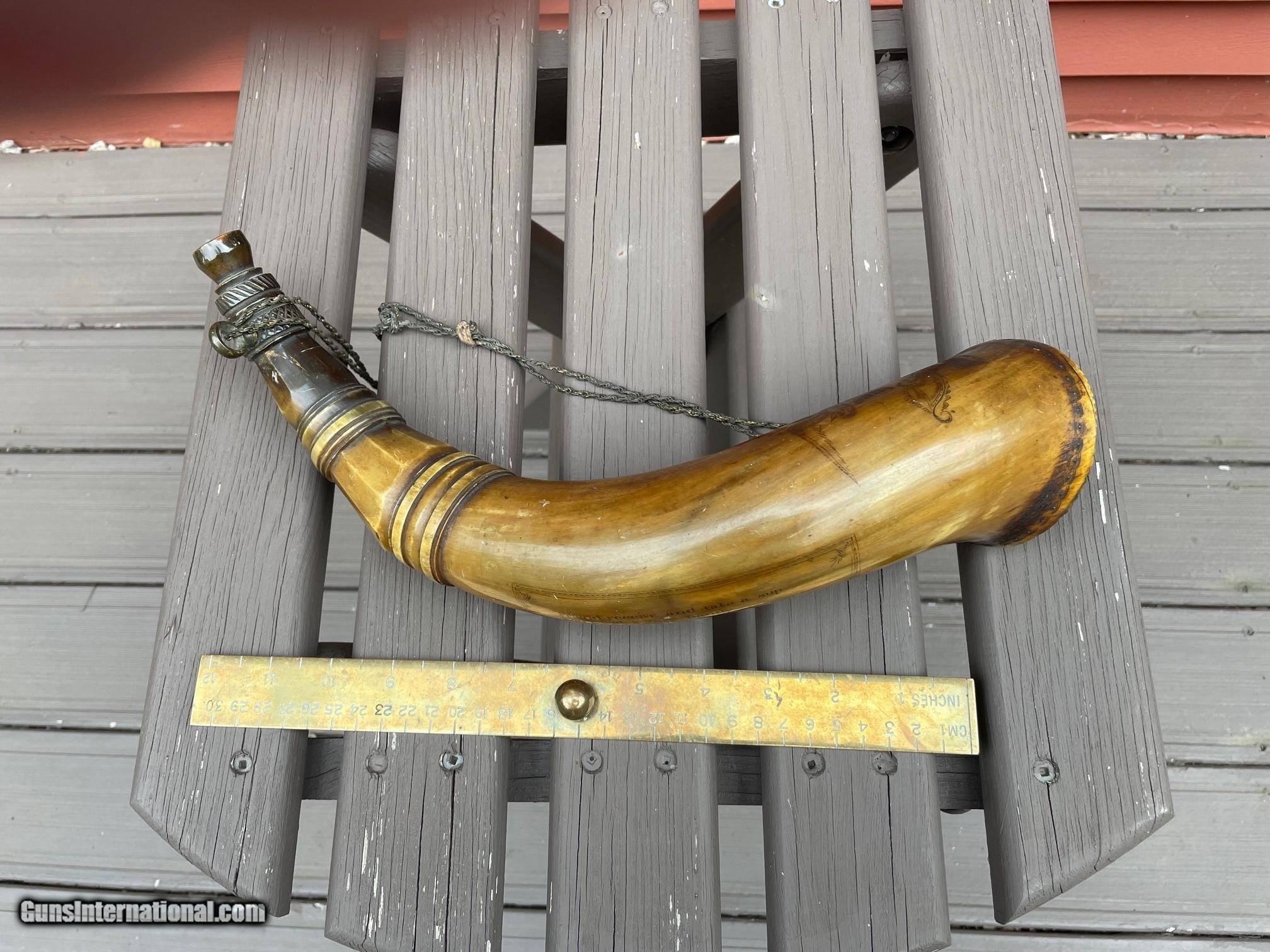 VINTAGE ENGRAVED POWDER HORN