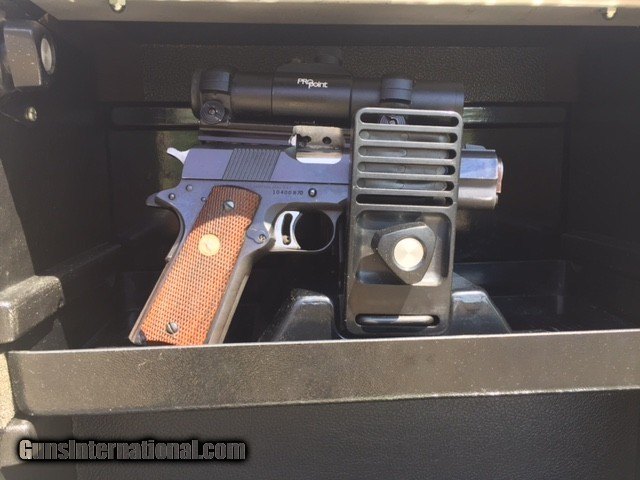 Vintage Pachmayr Model 400 Bullseye Range Hard Pistol Shooting Box