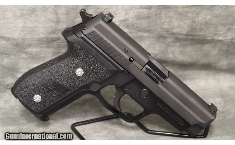 Sig Sauer~P229~40 S&W