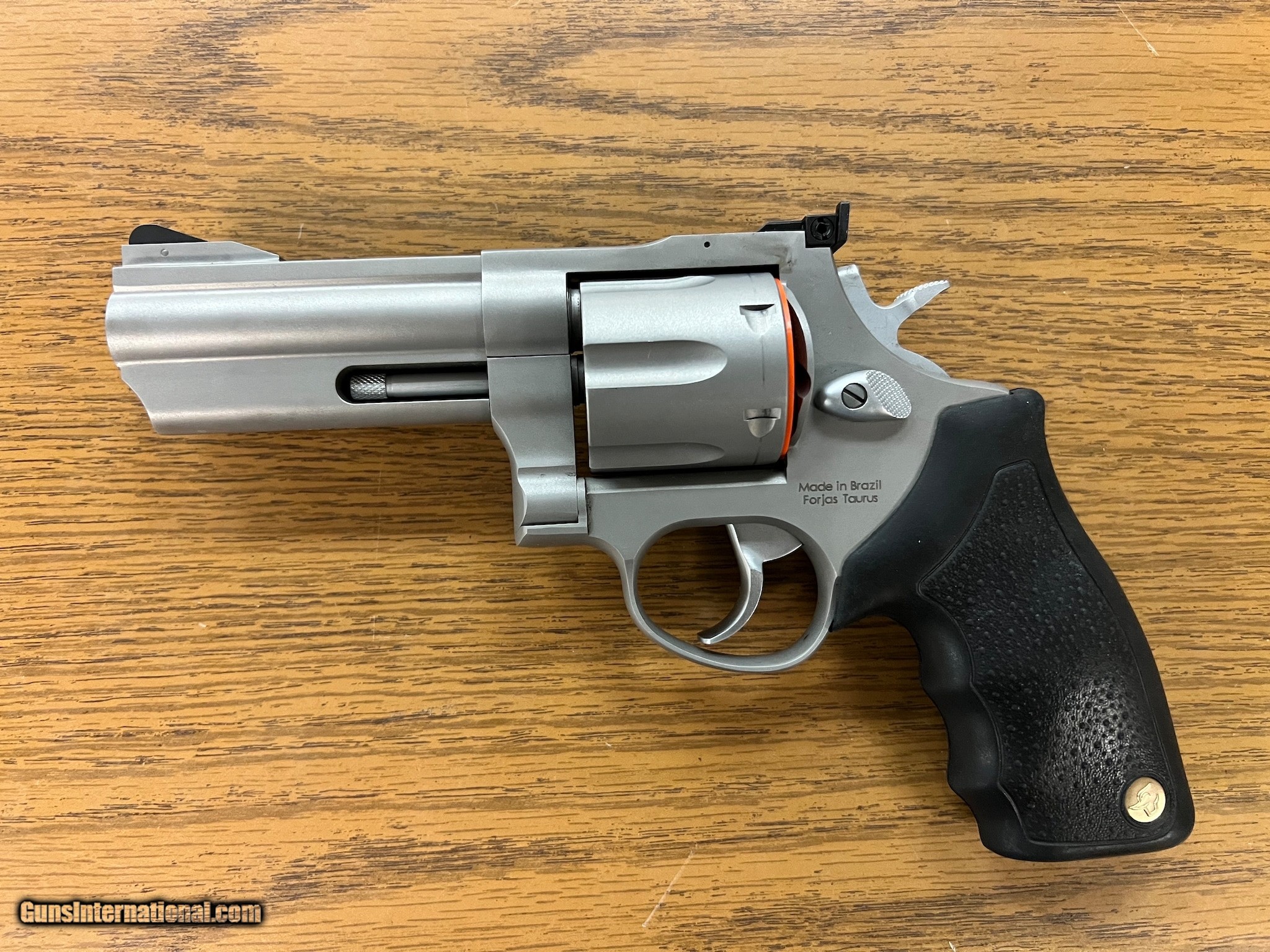 TAURUS Model 44 Six inch barrel Stainless steel