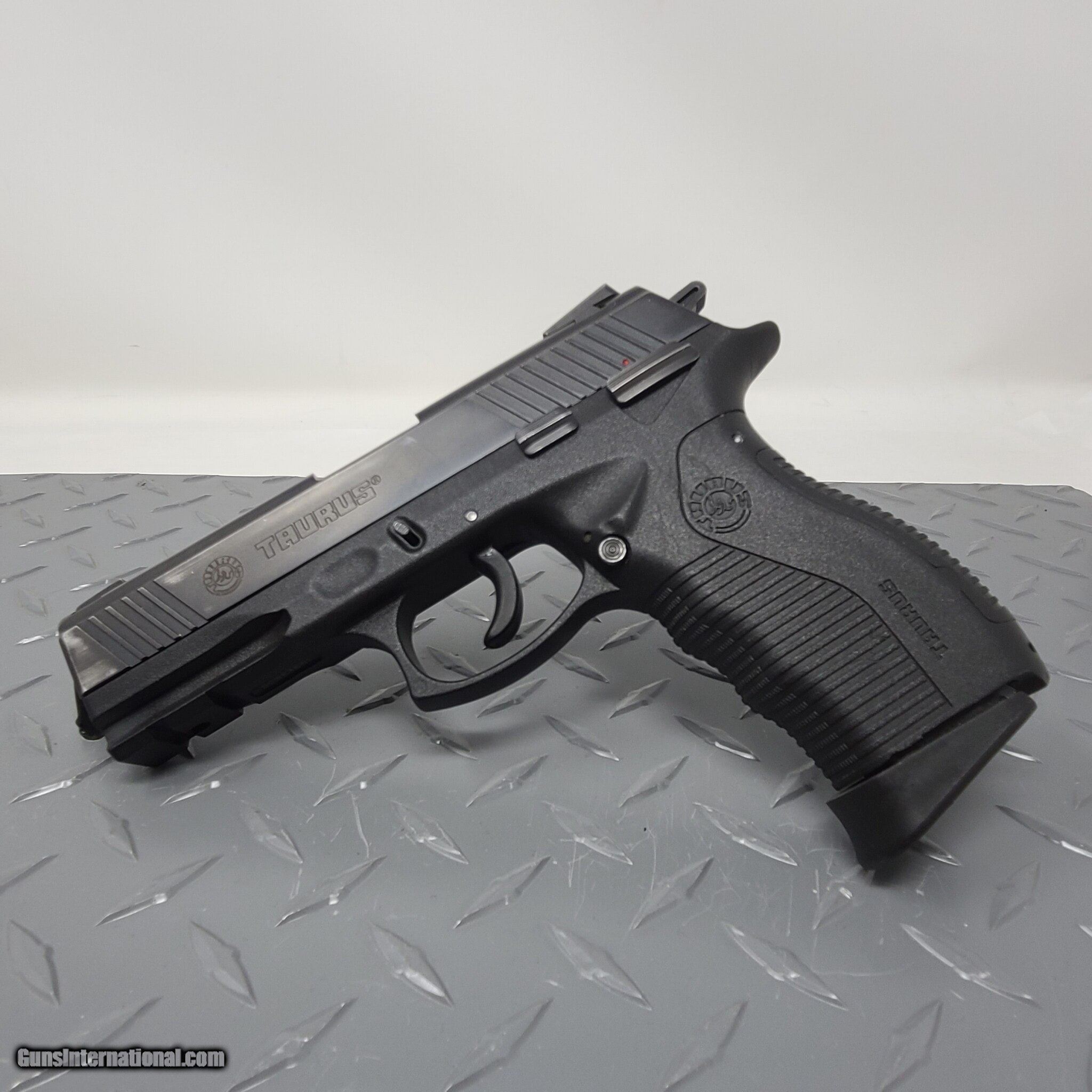 TAURUS INTERNATIONAL MFG., INC. pt 840