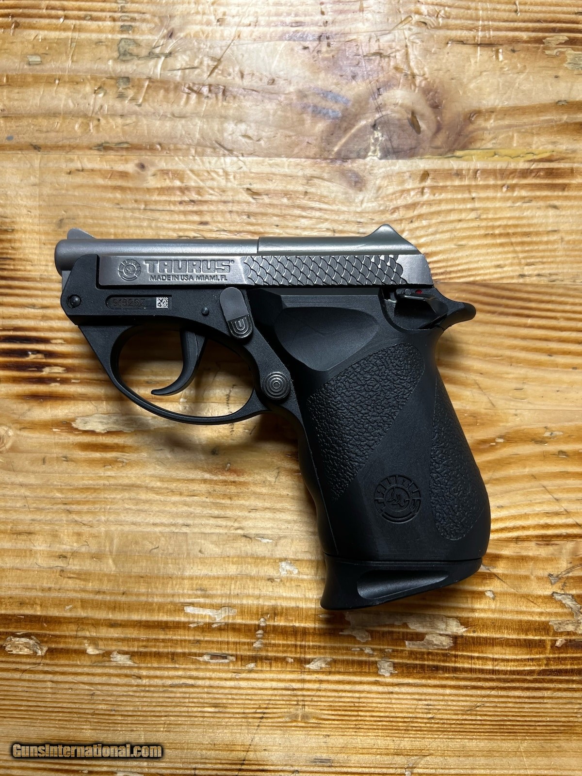 TAURUS PT22 22LR