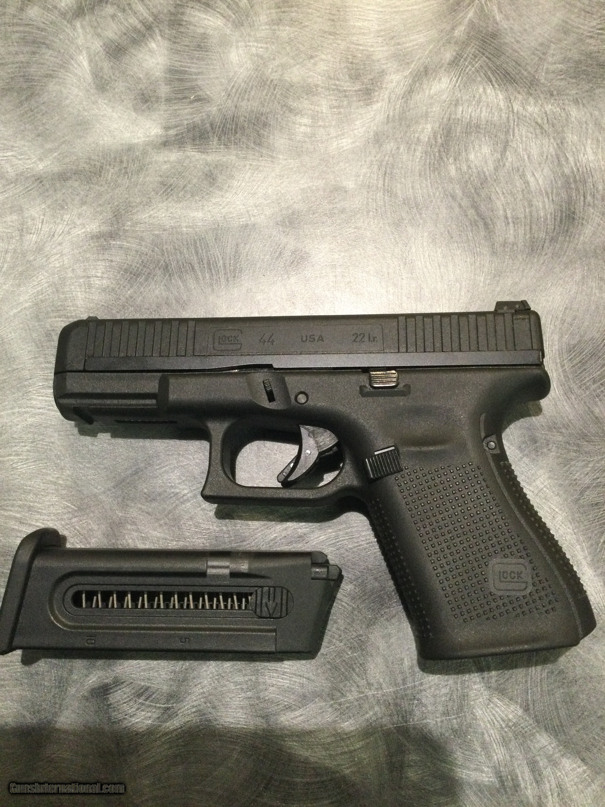 GLOCK G44