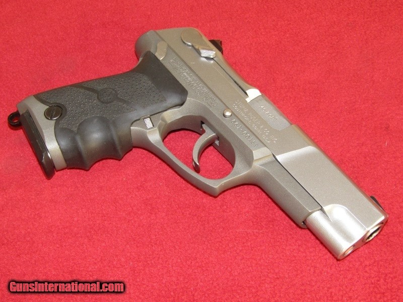 RUGER P90