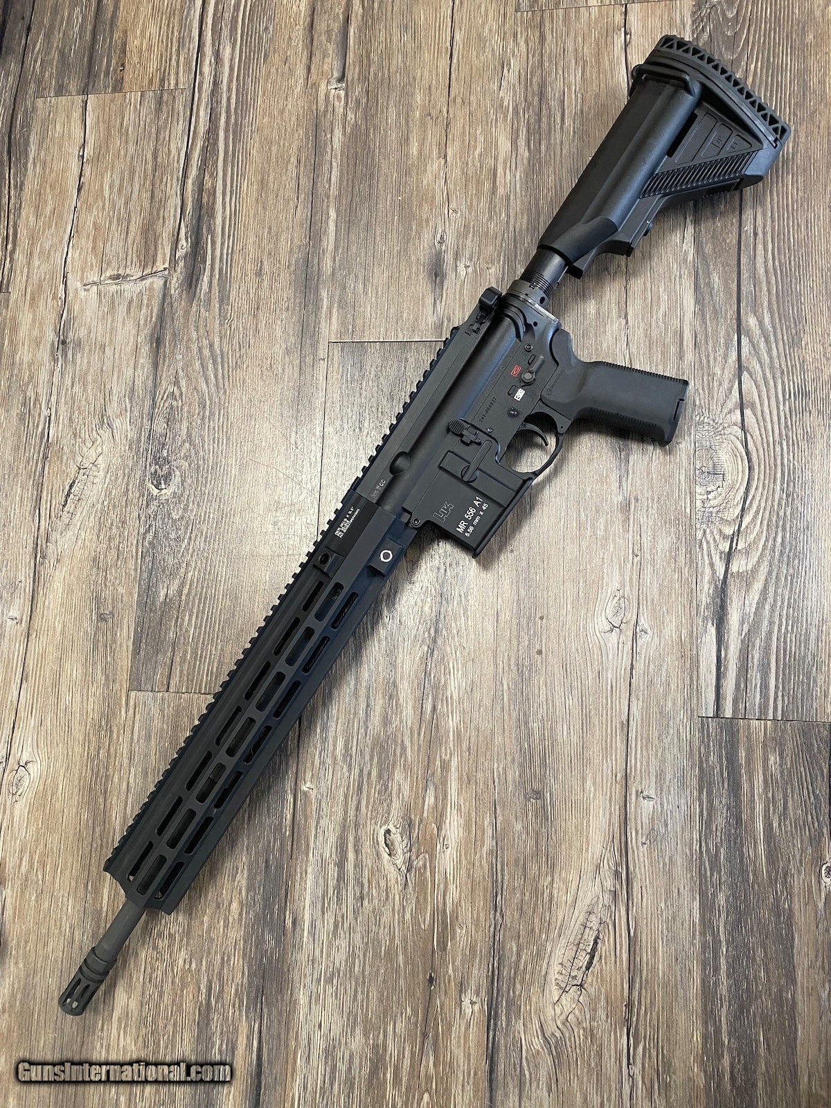 HK MR556
