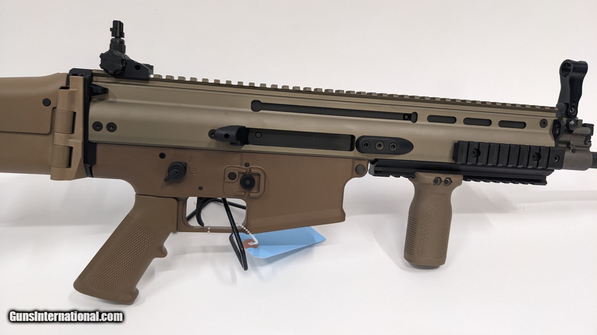 FN SCAR 17S