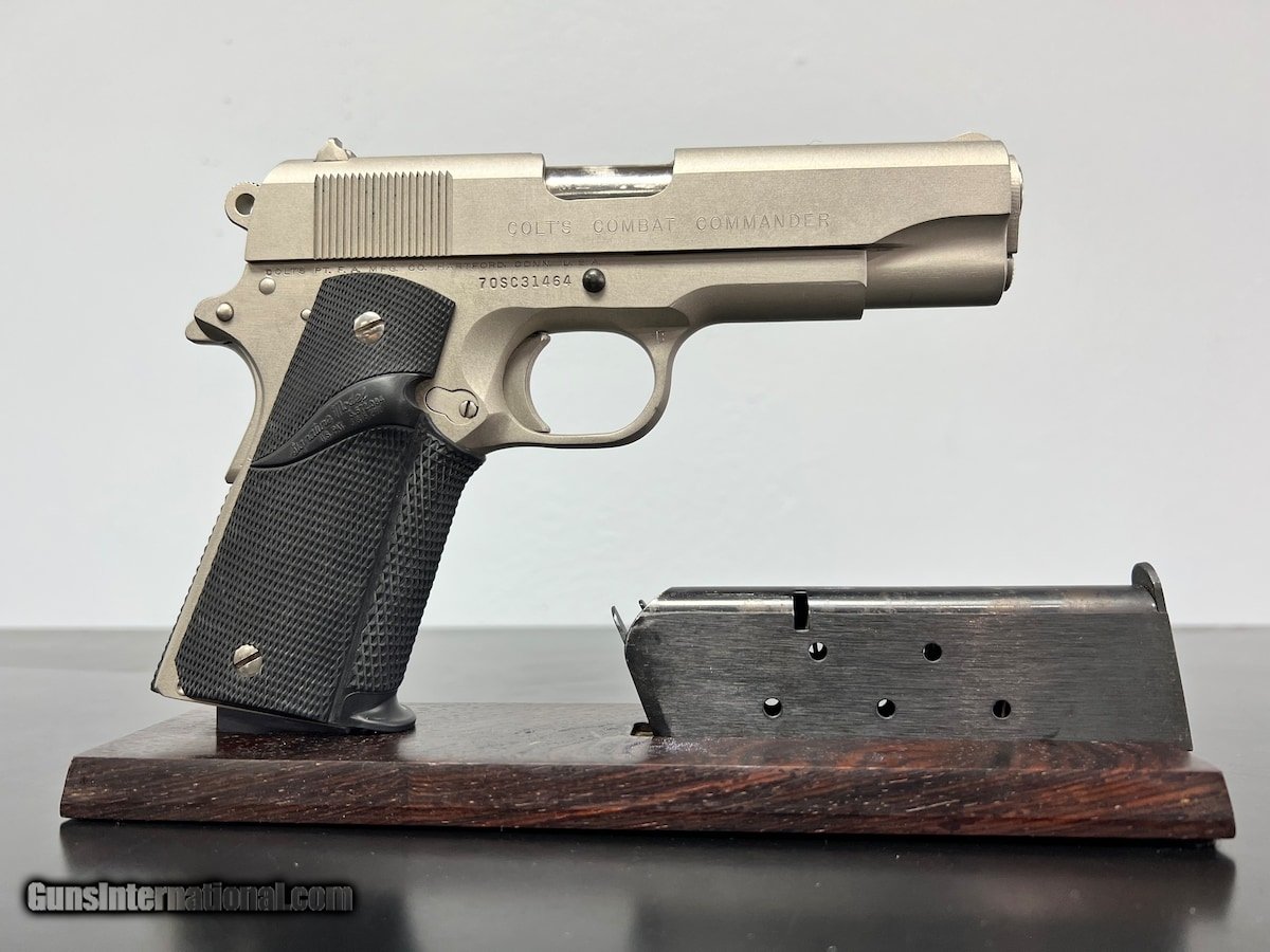 COLT 1911 COMBAT COMMANDER 45 AUTOMATIC