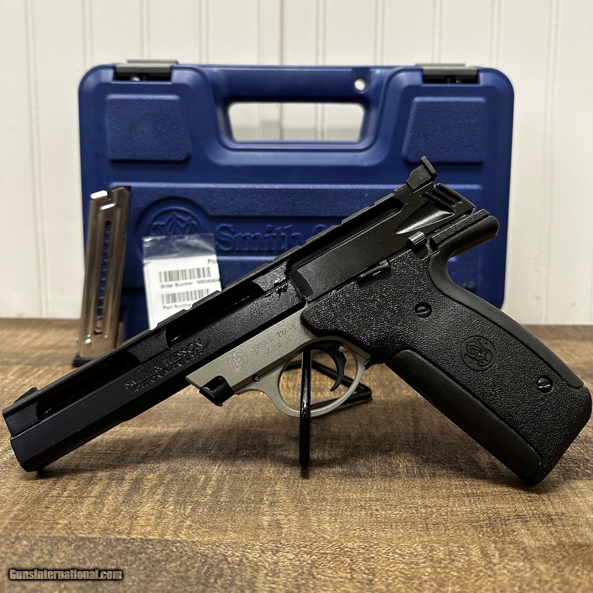 SMITH & WESSON 22A-1 .22 LR