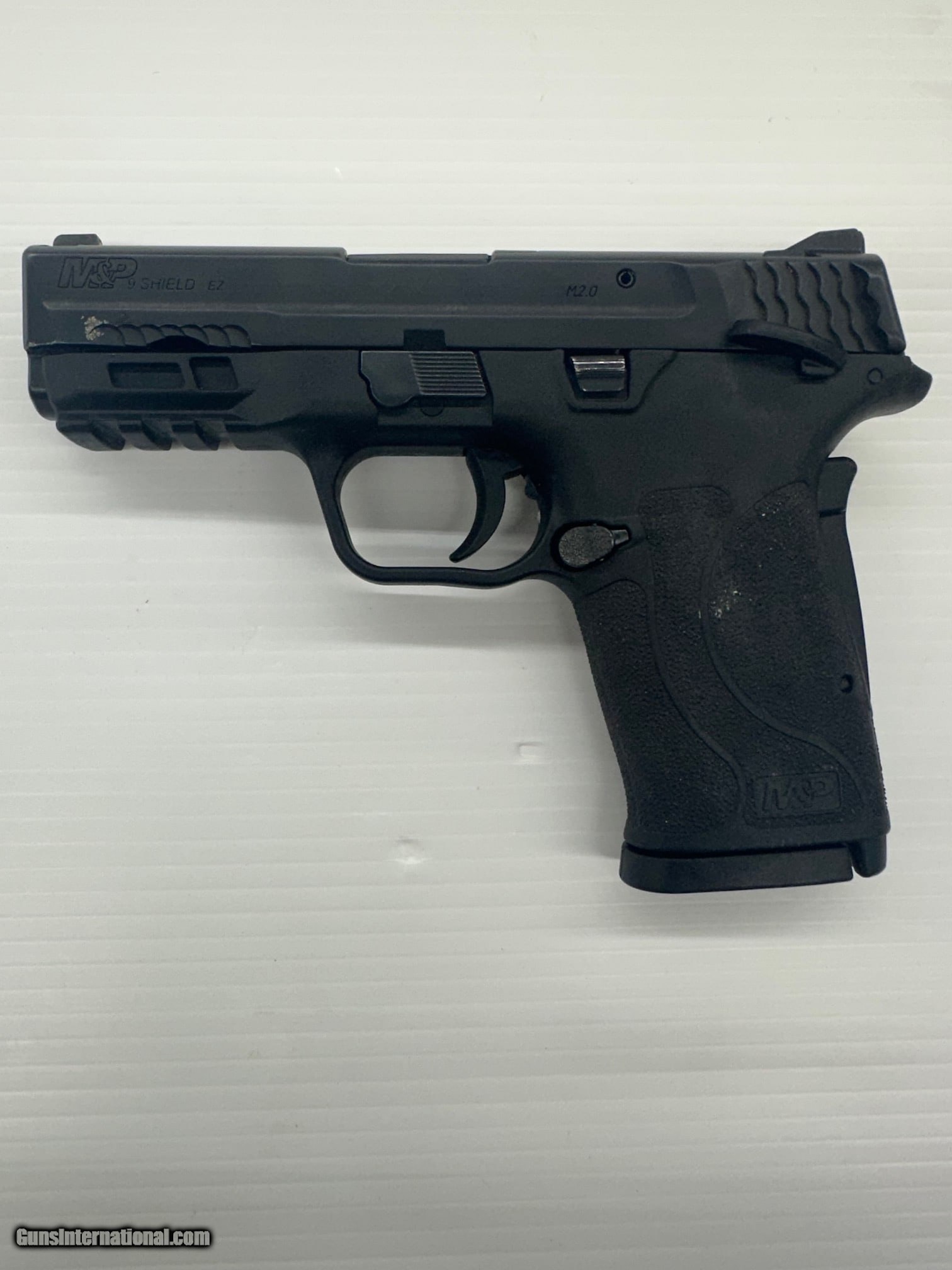 SMITH & WESSON M&P 9 SHIELD EZ 9MM LUGER (9X19 PARA)