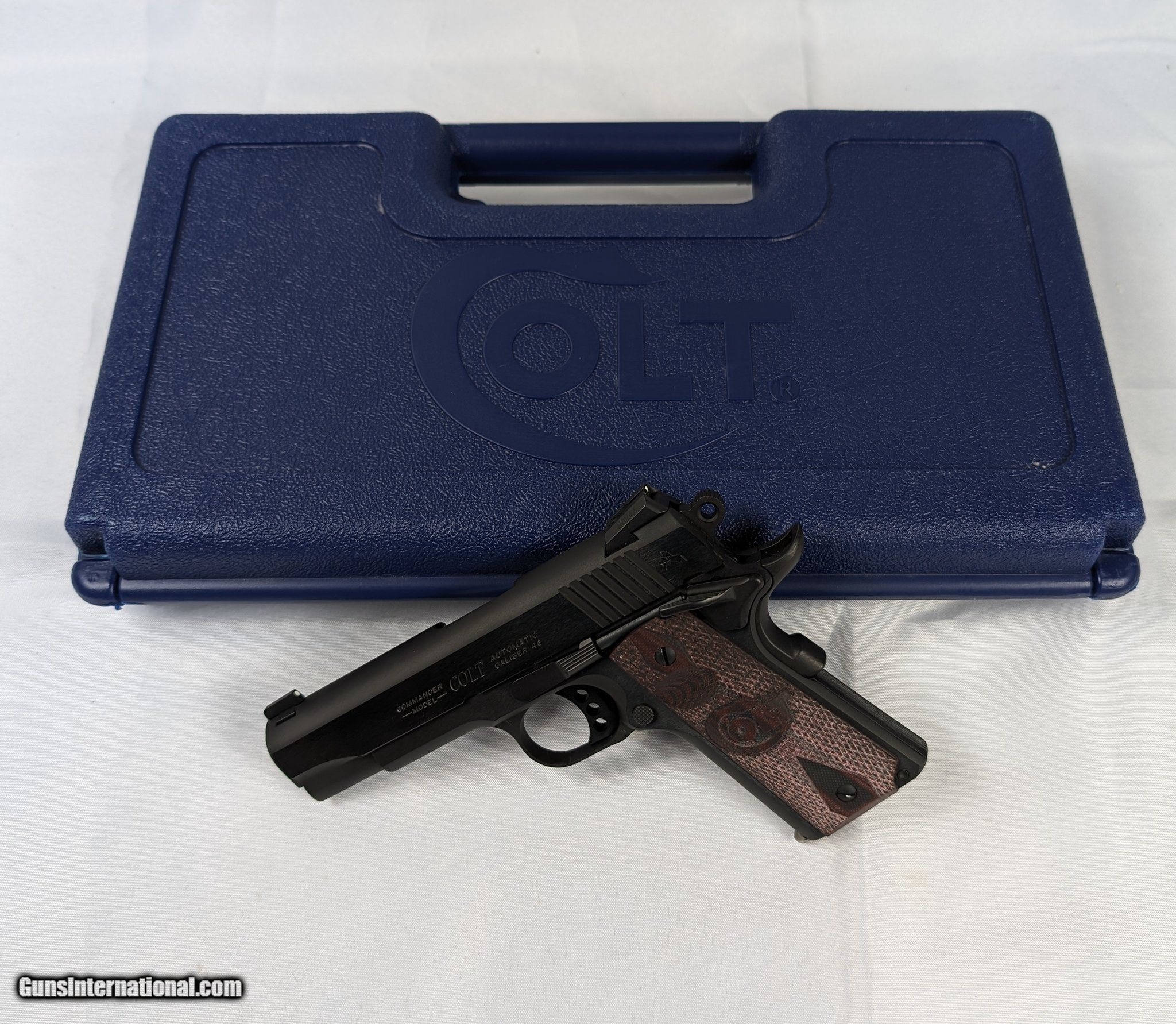 COLT 1911 COMBAT COMMANDER .45 ACP