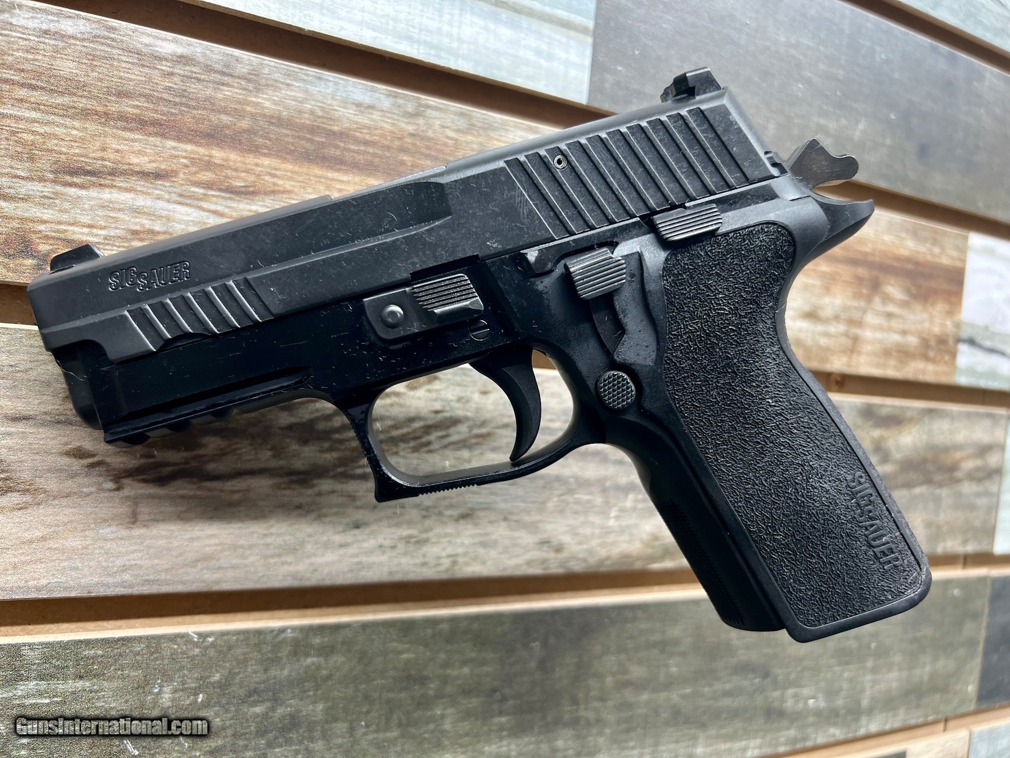 SIG SAUER P229 9MM LUGER (9X19 PARA)