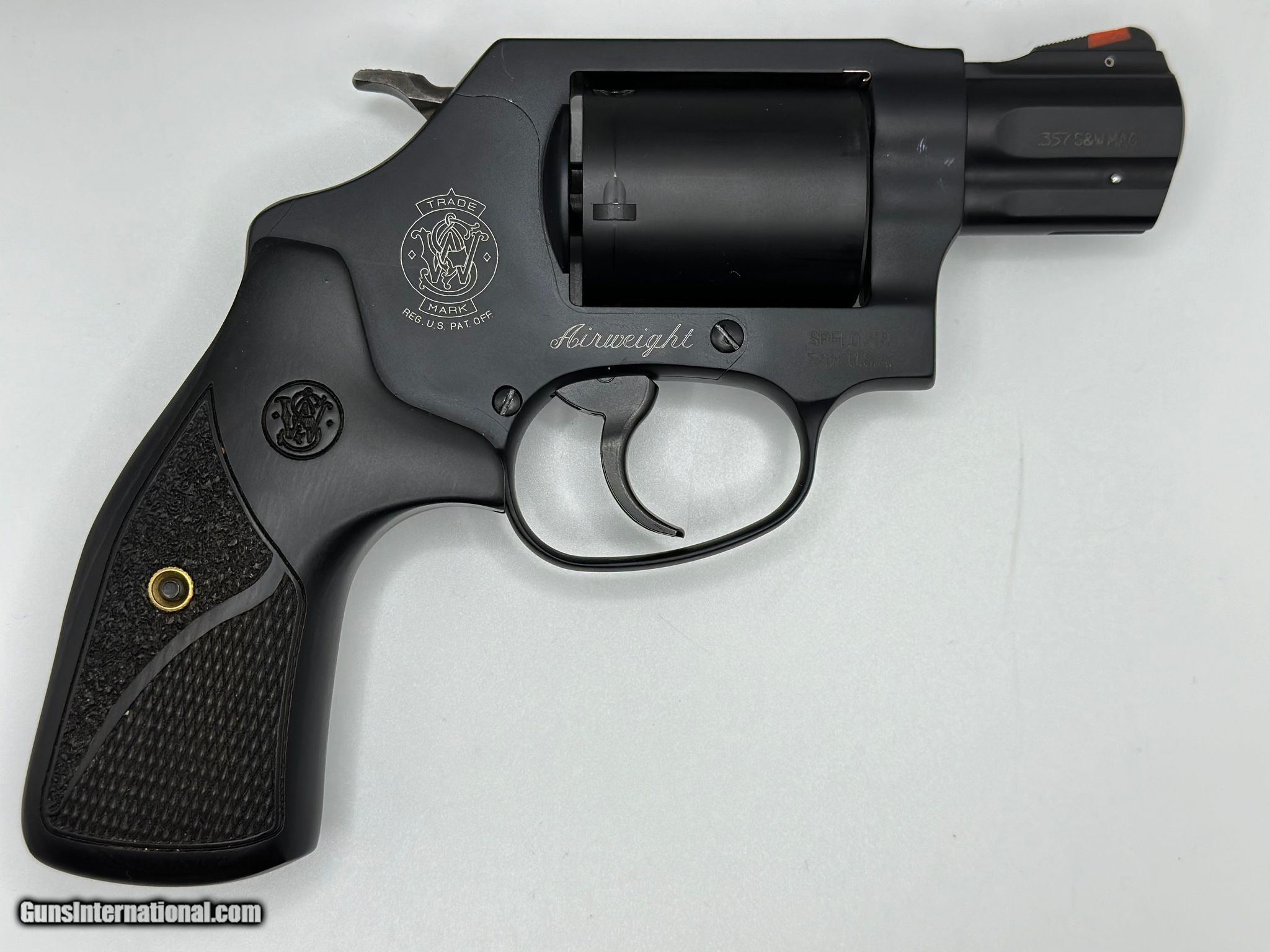 SMITH & WESSON M360