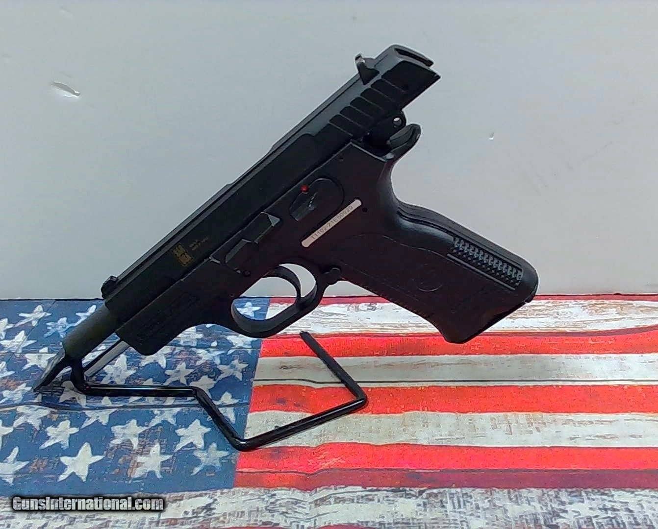 SAR ARMS B6 9MM LUGER (9X19 PARA)