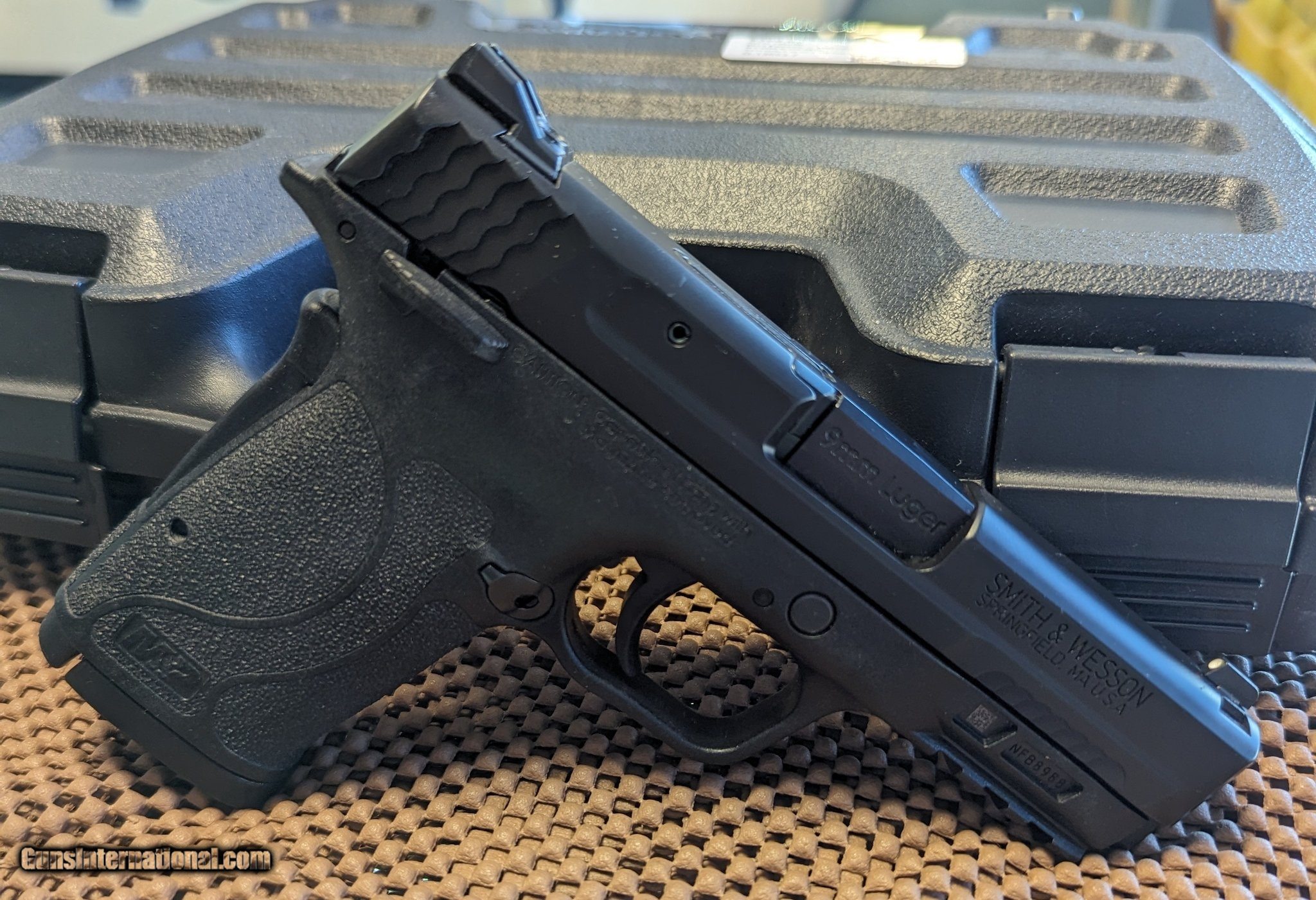 SMITH & WESSON M&P 9 EZ Shield 9MM LUGER (9X19 PARA)