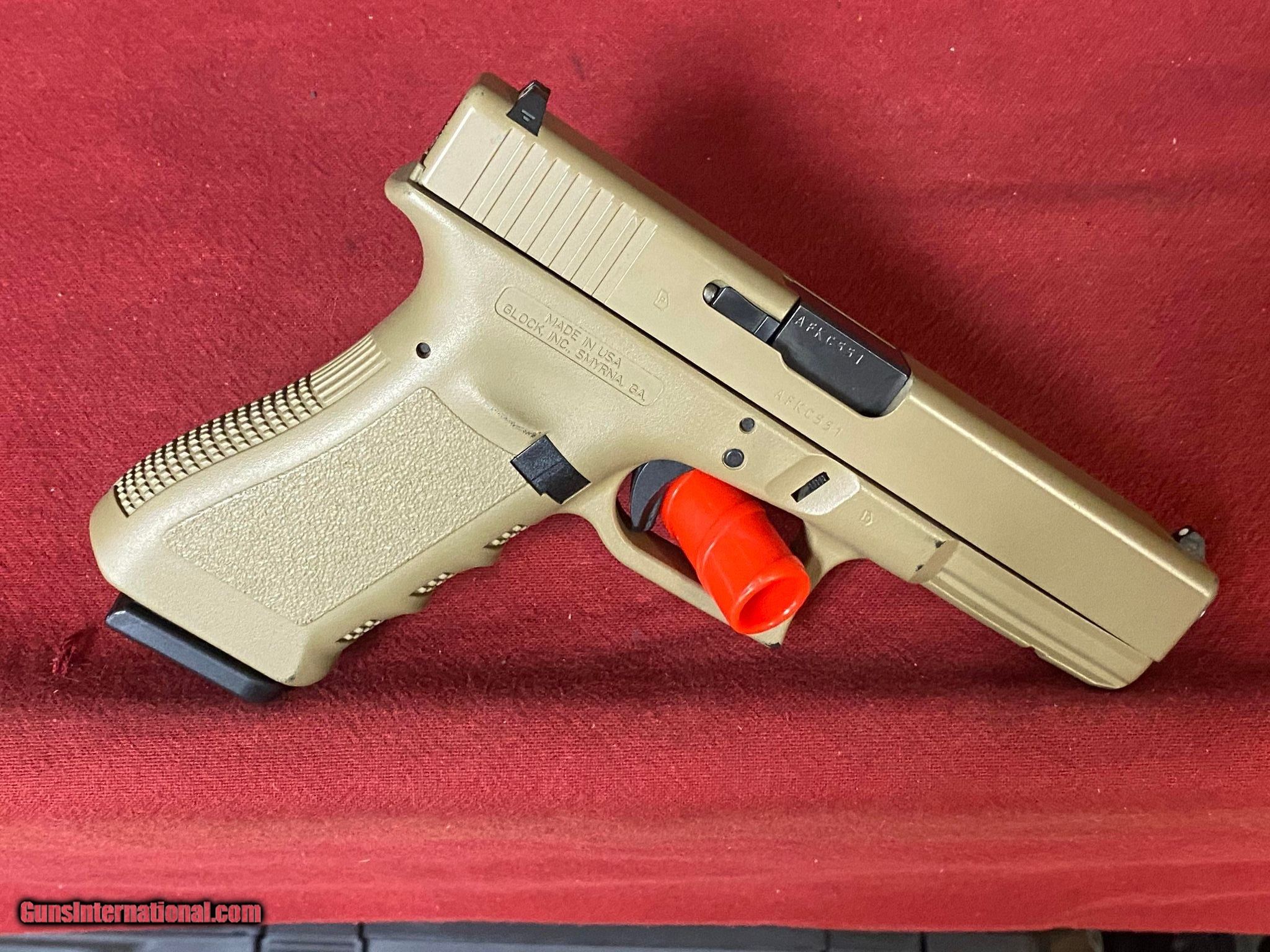 GLOCK Gen 3 17 G17 FDE Tan Color 9MM LUGER (9X19 PARA)