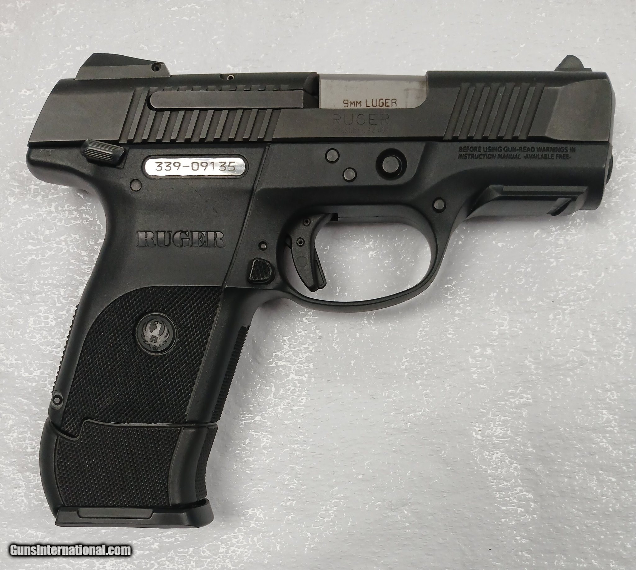 RUGER SR9C 9MM LUGER (9X19 PARA)