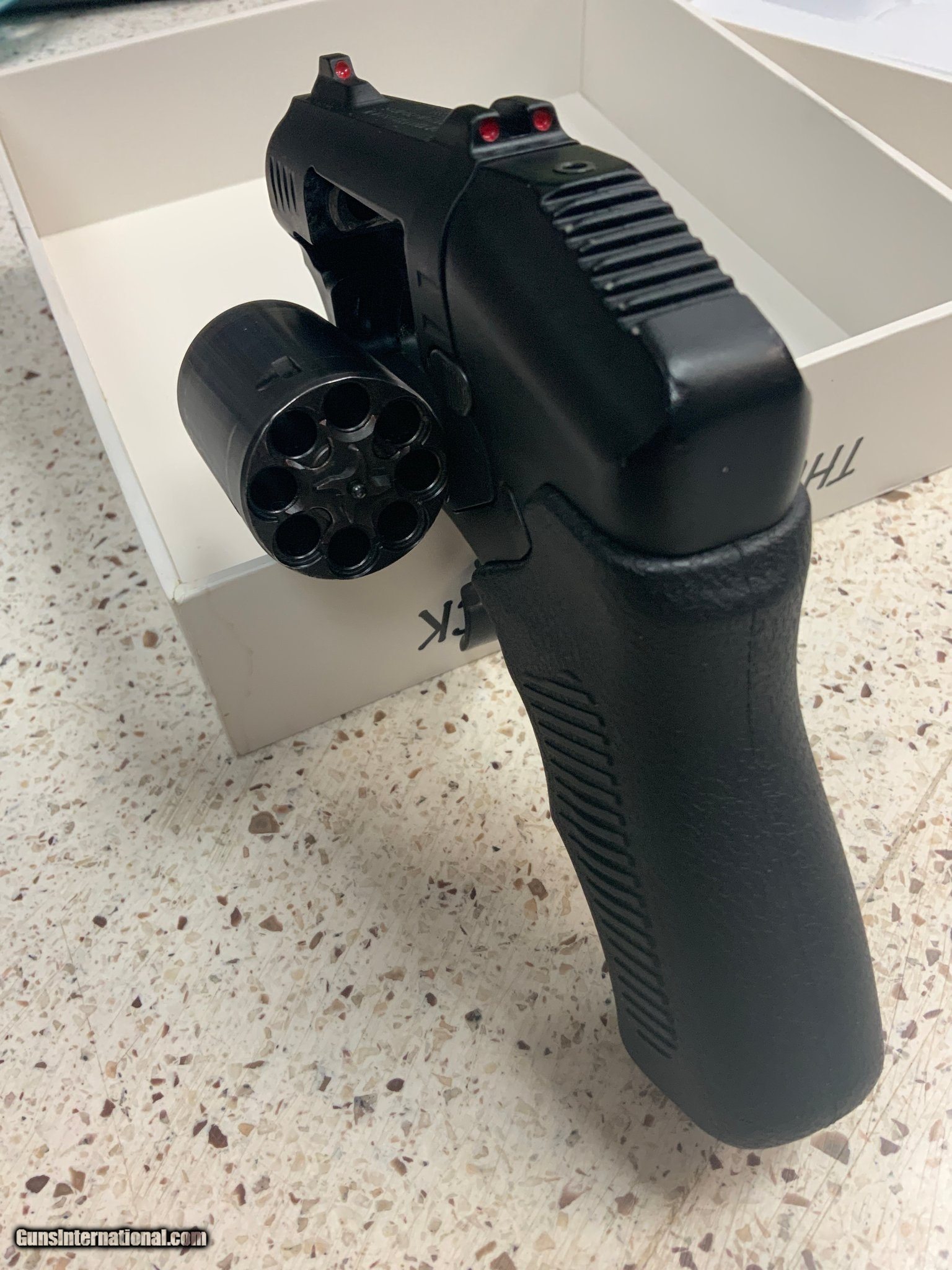 STANDARD MANUFACTURING S333 THUNDERSTRUCK .22 WMR