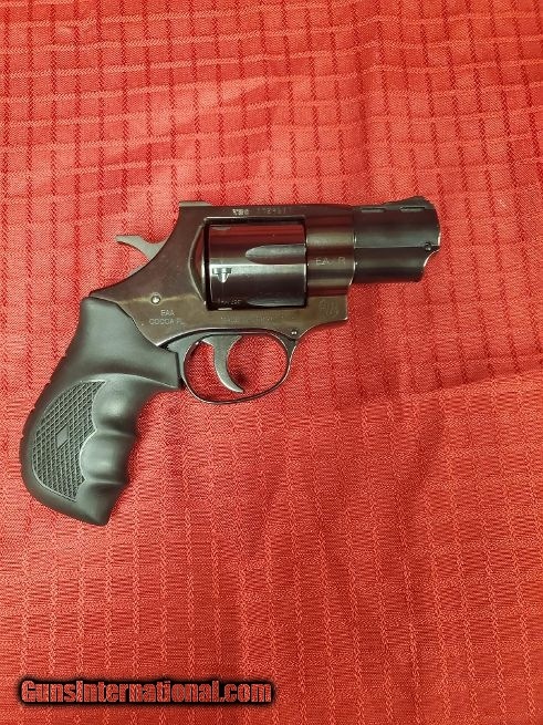 EAA WINDICATOR .38 SPECIAL/.357 MAGNUM
