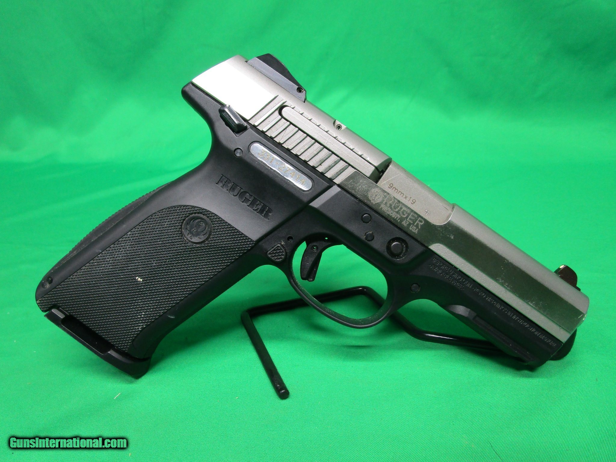 RUGER SR9 9MM LUGER (9X19 PARA)