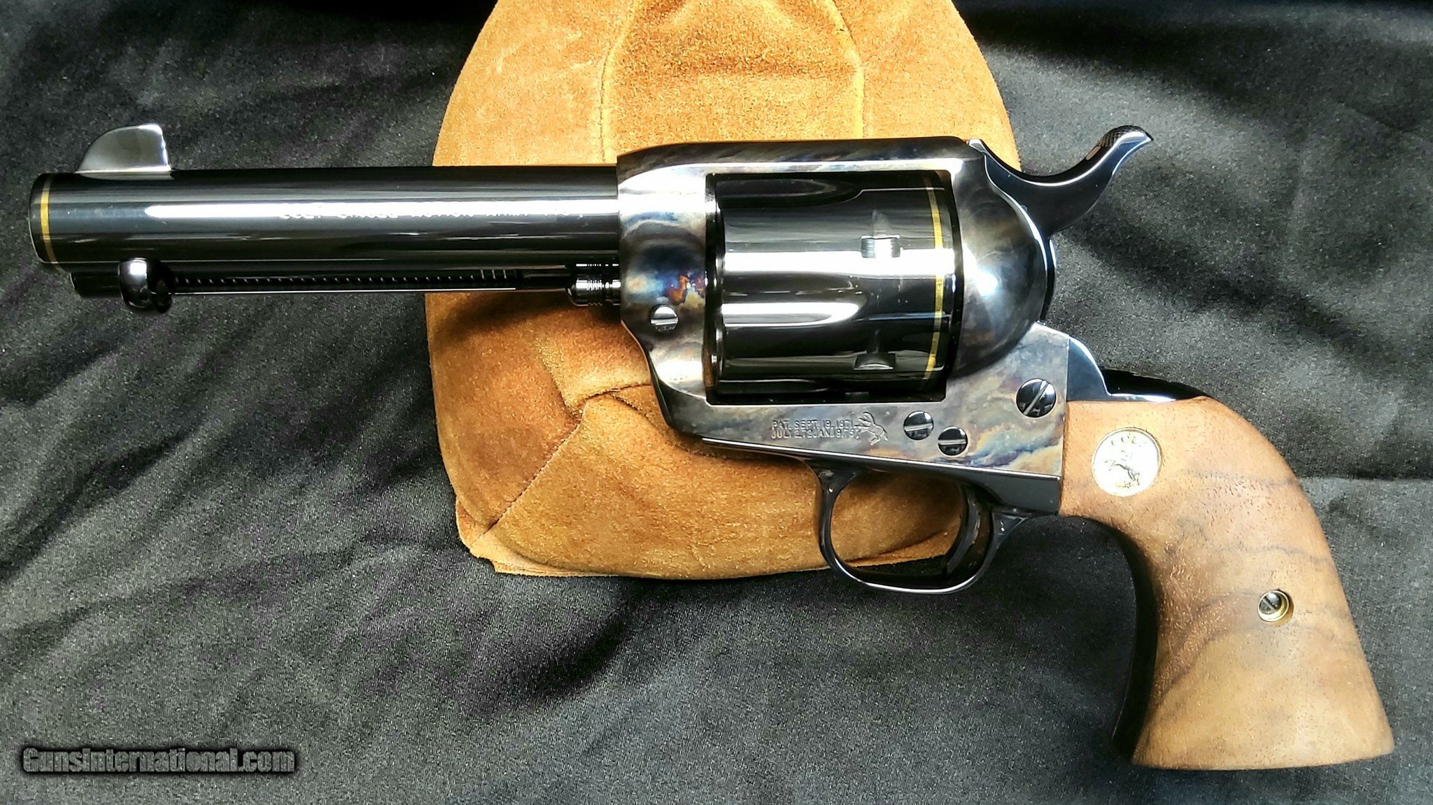 COLT SINGLE ACTION ARMY (SAA) .45 COLT/.45 ACP