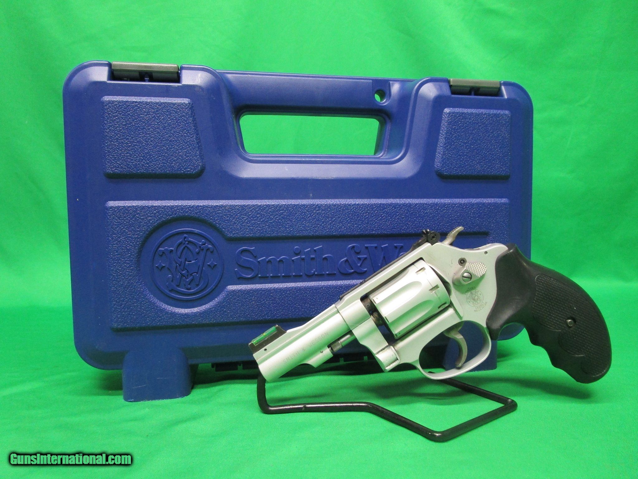 SMITH & WESSON 317 KIT GUN .22 LR