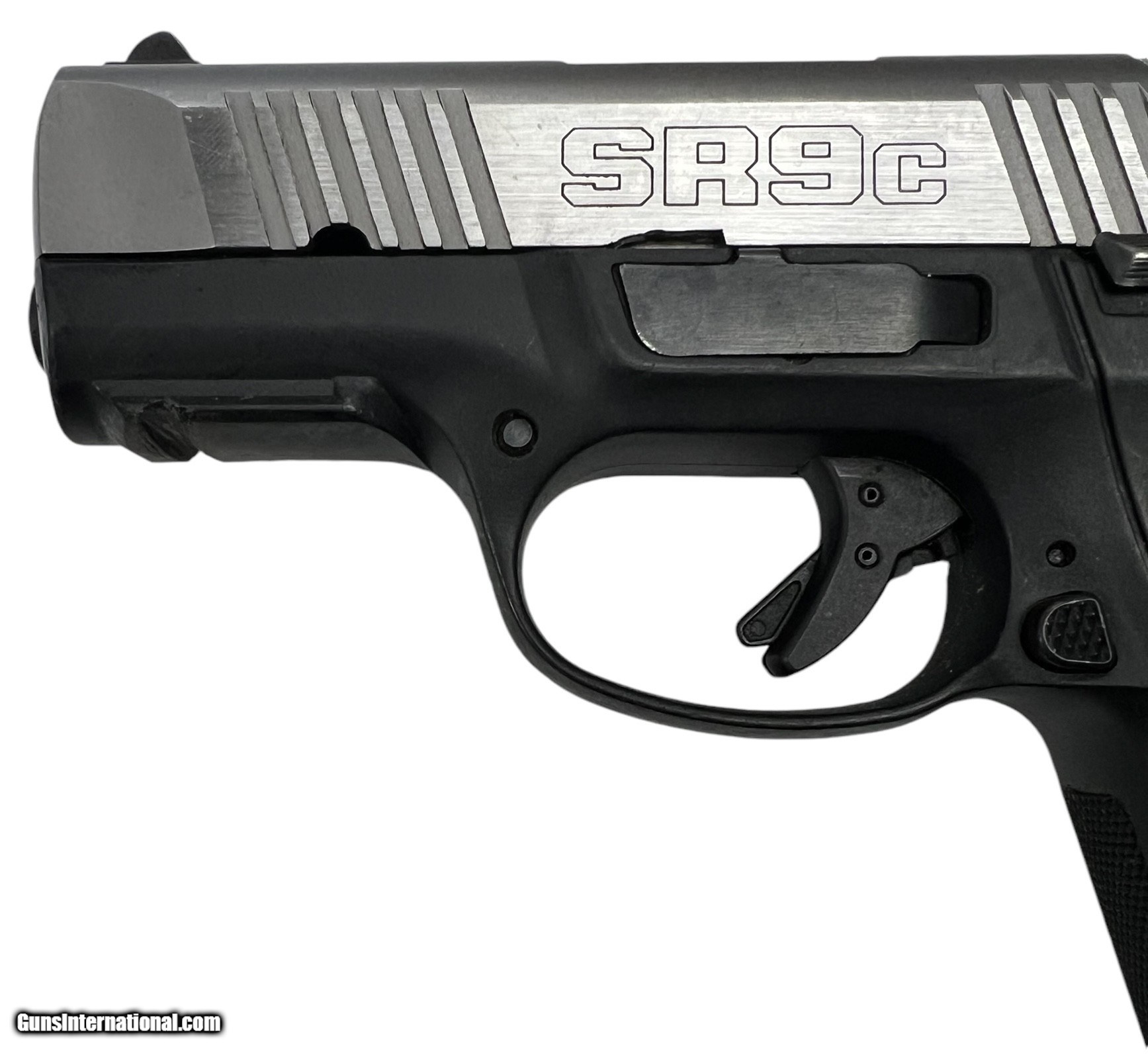 RUGER SR9C 9MM LUGER (9x19 PARA)