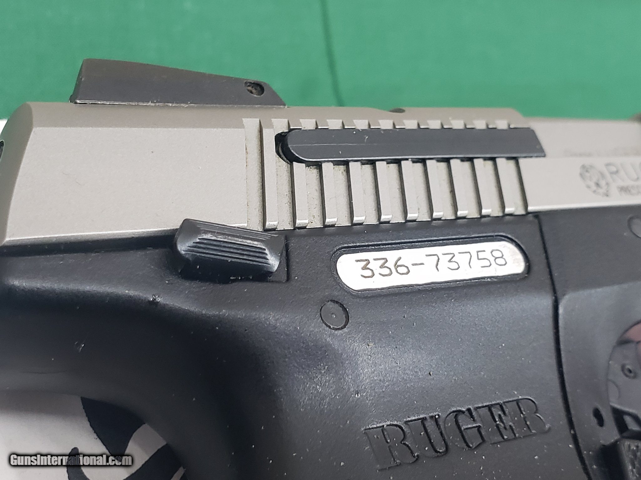 RUGER SR9C 9MM LUGER (9X19 PARA)