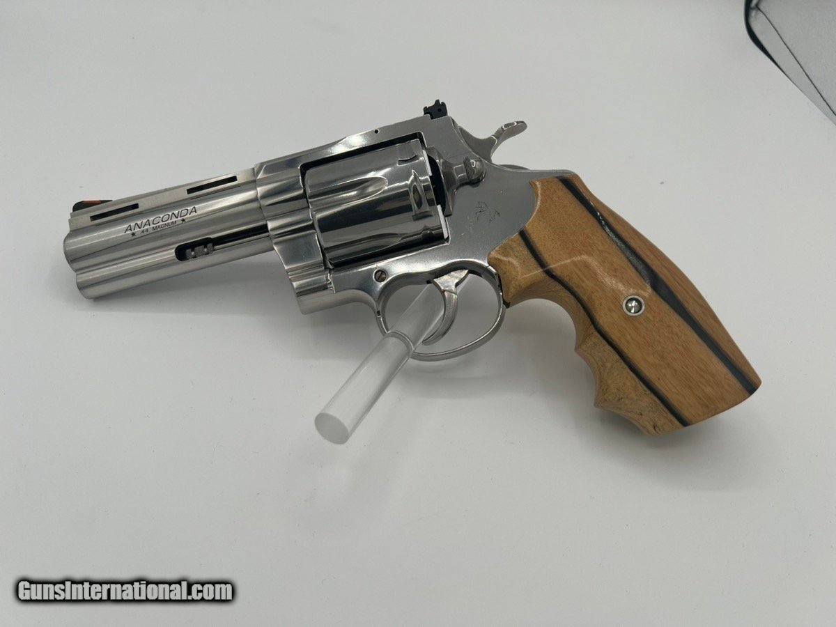 COLT ANACONDA .44 MAGNUM