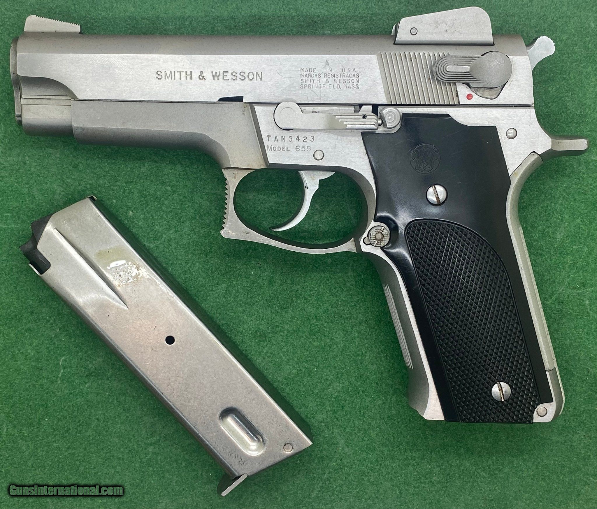 SMITH & WESSON Model 659 9MM LUGER (9x19 PARA)