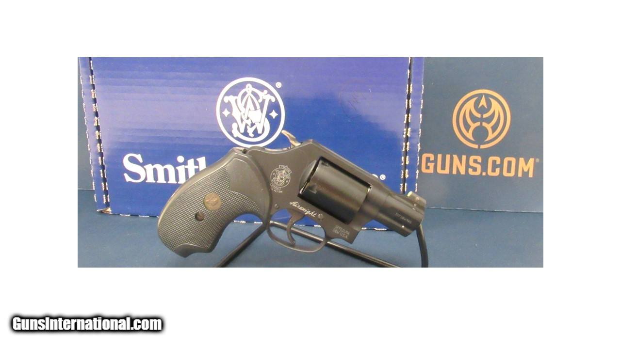 SMITH & WESSON M360 Airweight .38 SPECIAL/.357 MAGNUM
