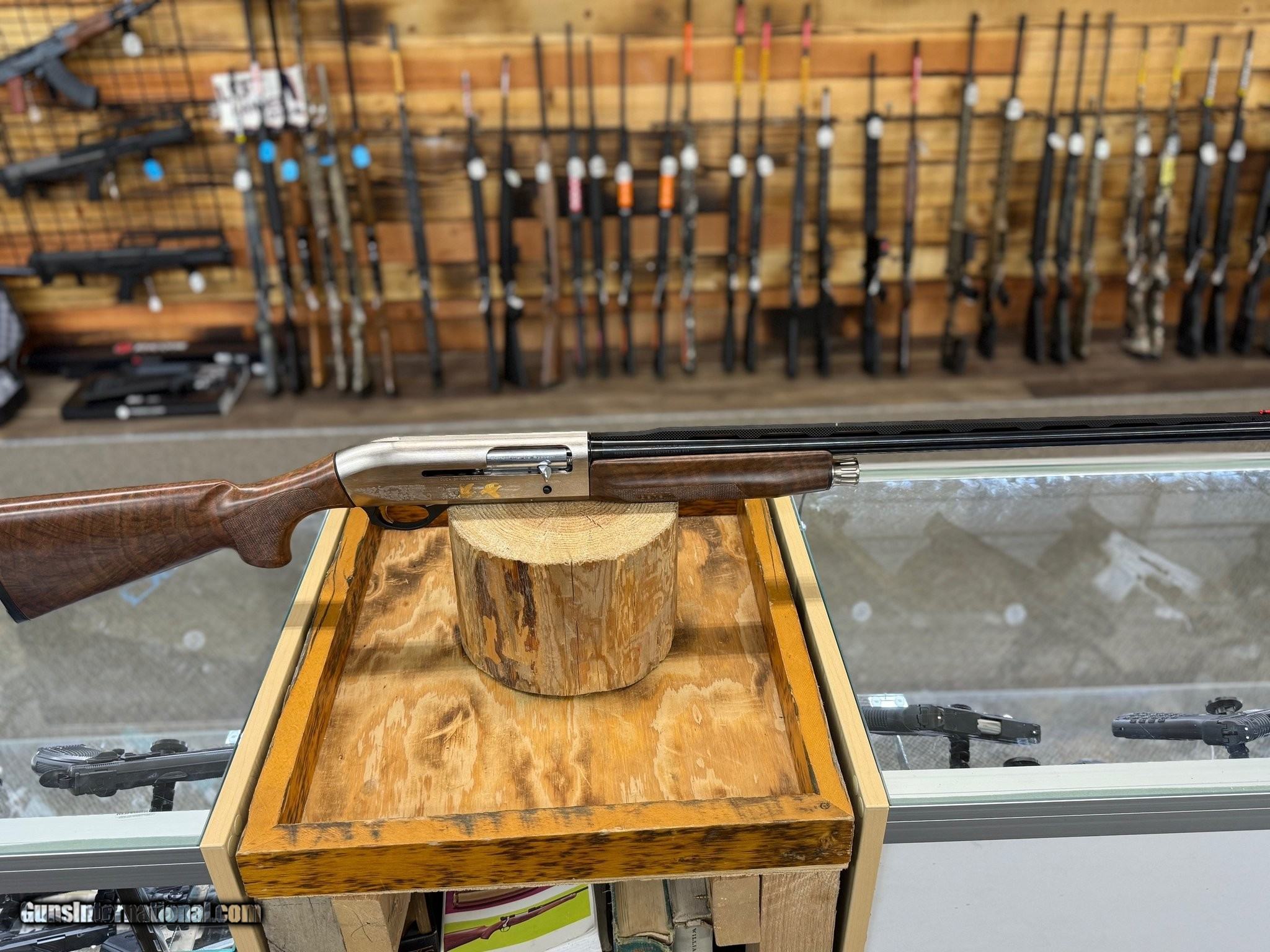 Benelli Montefeltro Silver Featherweight 12 GA for sale