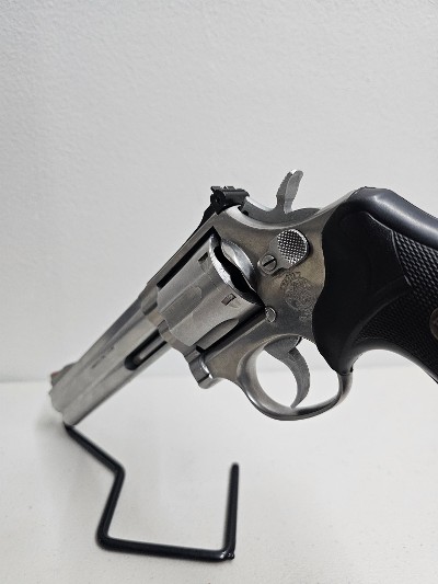 SMITH & WESSON 686 .357 MAG for sale